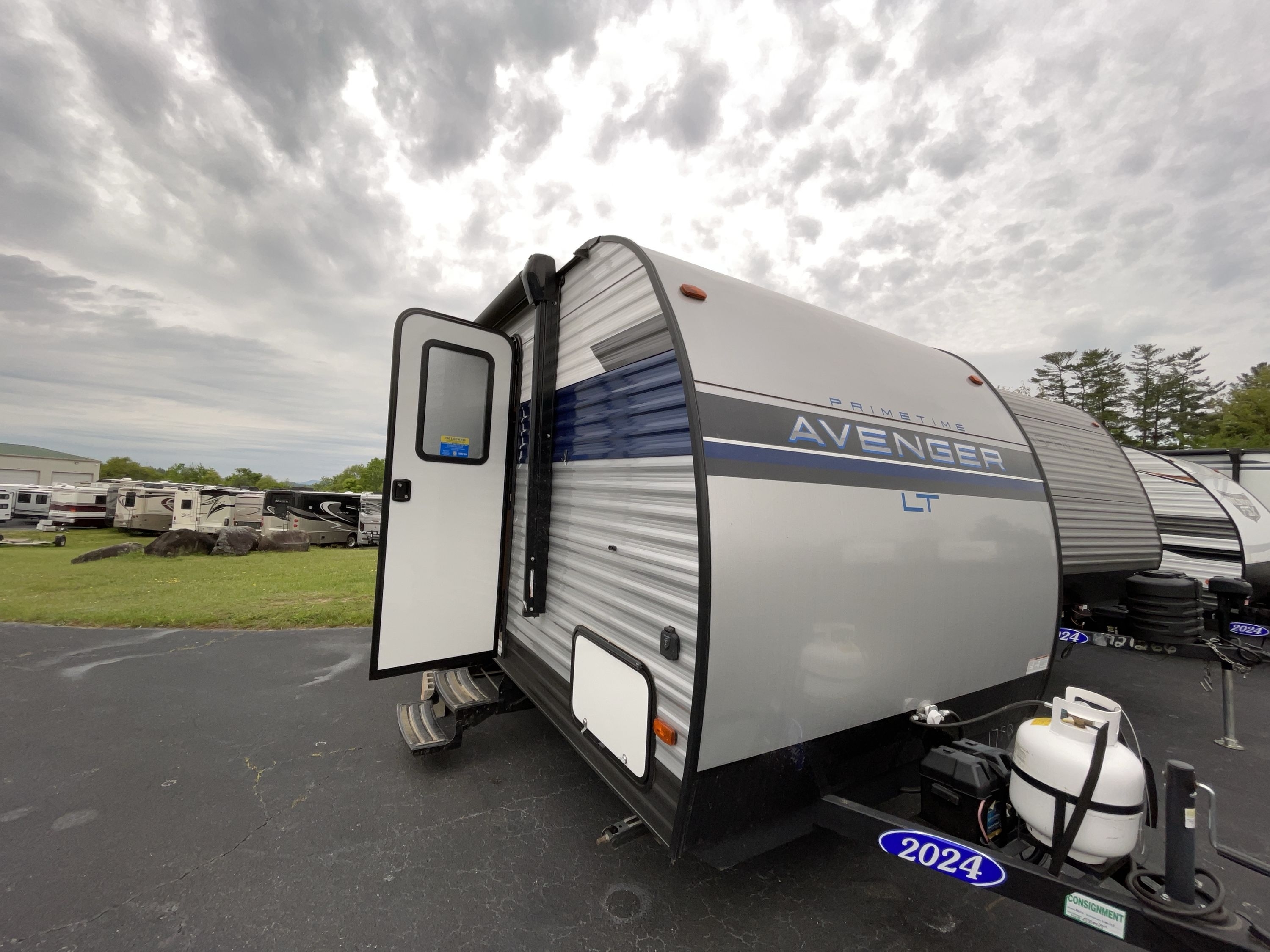 Prime Time Avenger RVs For Sale near Defuniak Springs, FL - RV Trader