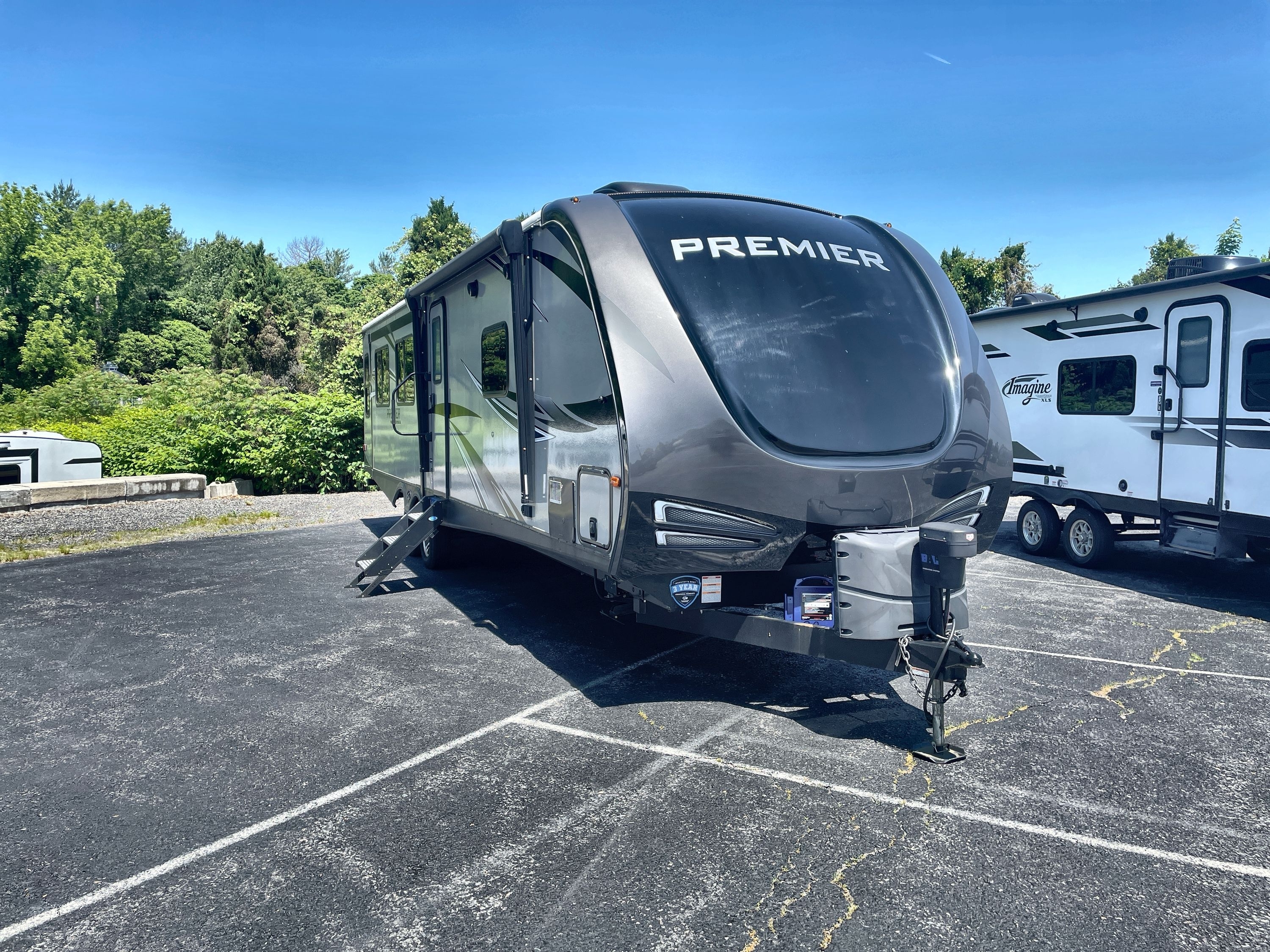 Used Keystone Bullet Premier RVs For Sale near Kings Station, NY - RV ...