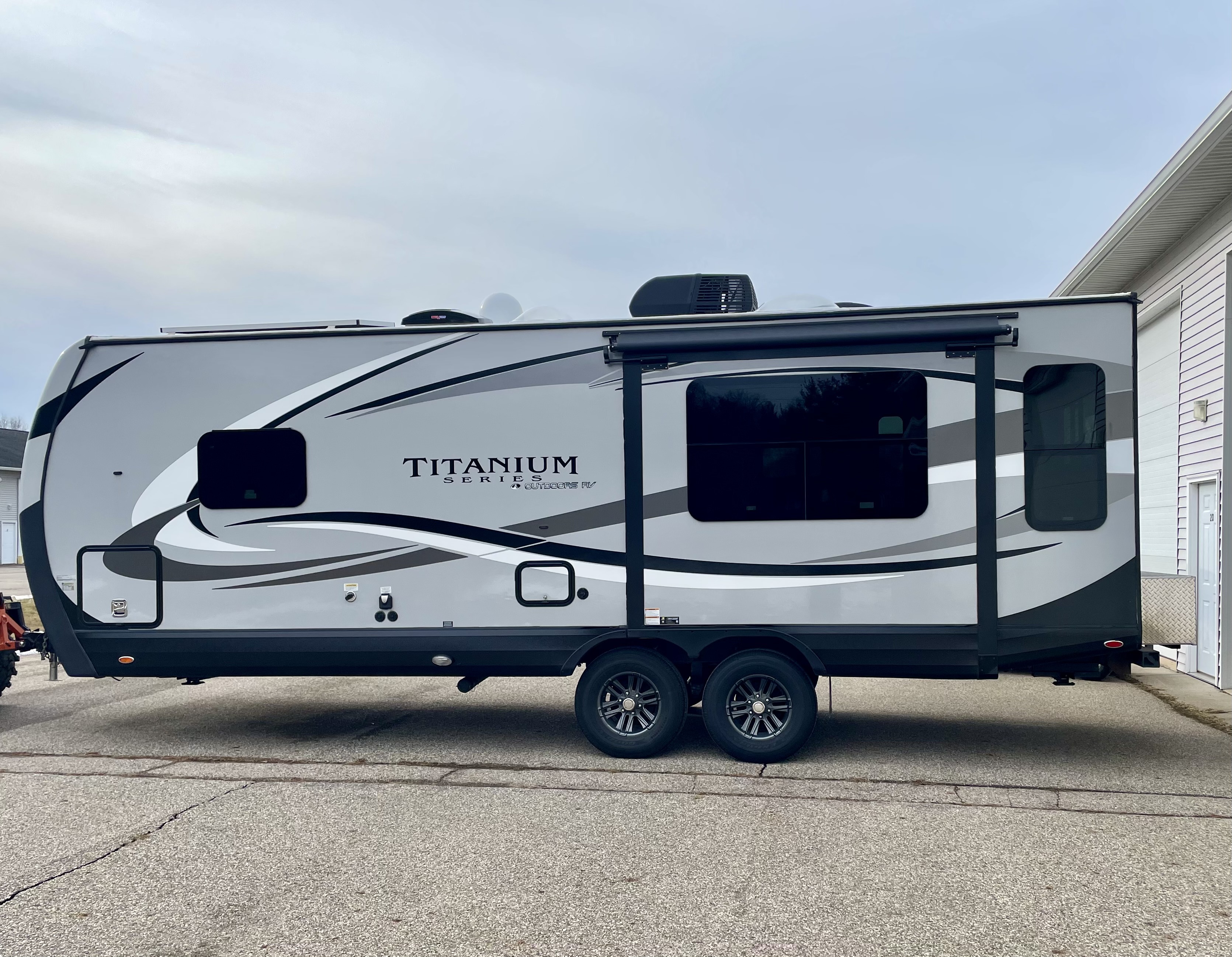 Outdoors RV Manufacturing Travel Trailers For Sale near Howland, OH ...