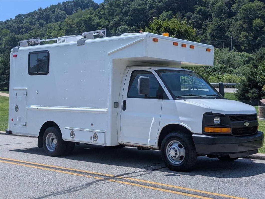Used Cutaway-Cube Van,rollback Tow Truck For Sale in Pennsylvania ...