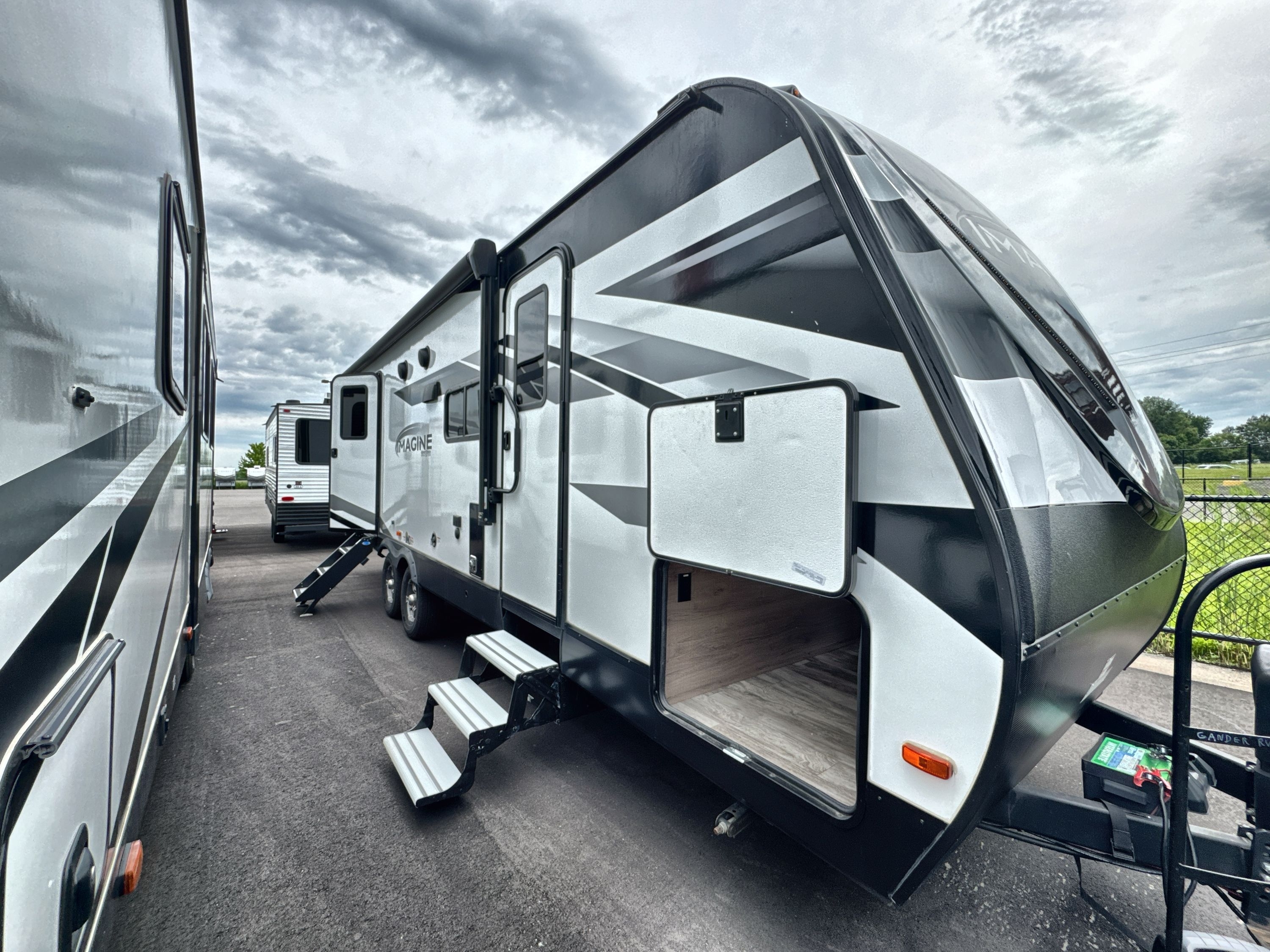 Grand Design Imagine 2800BH RVs For Sale near Glendale, WI - RV Trader