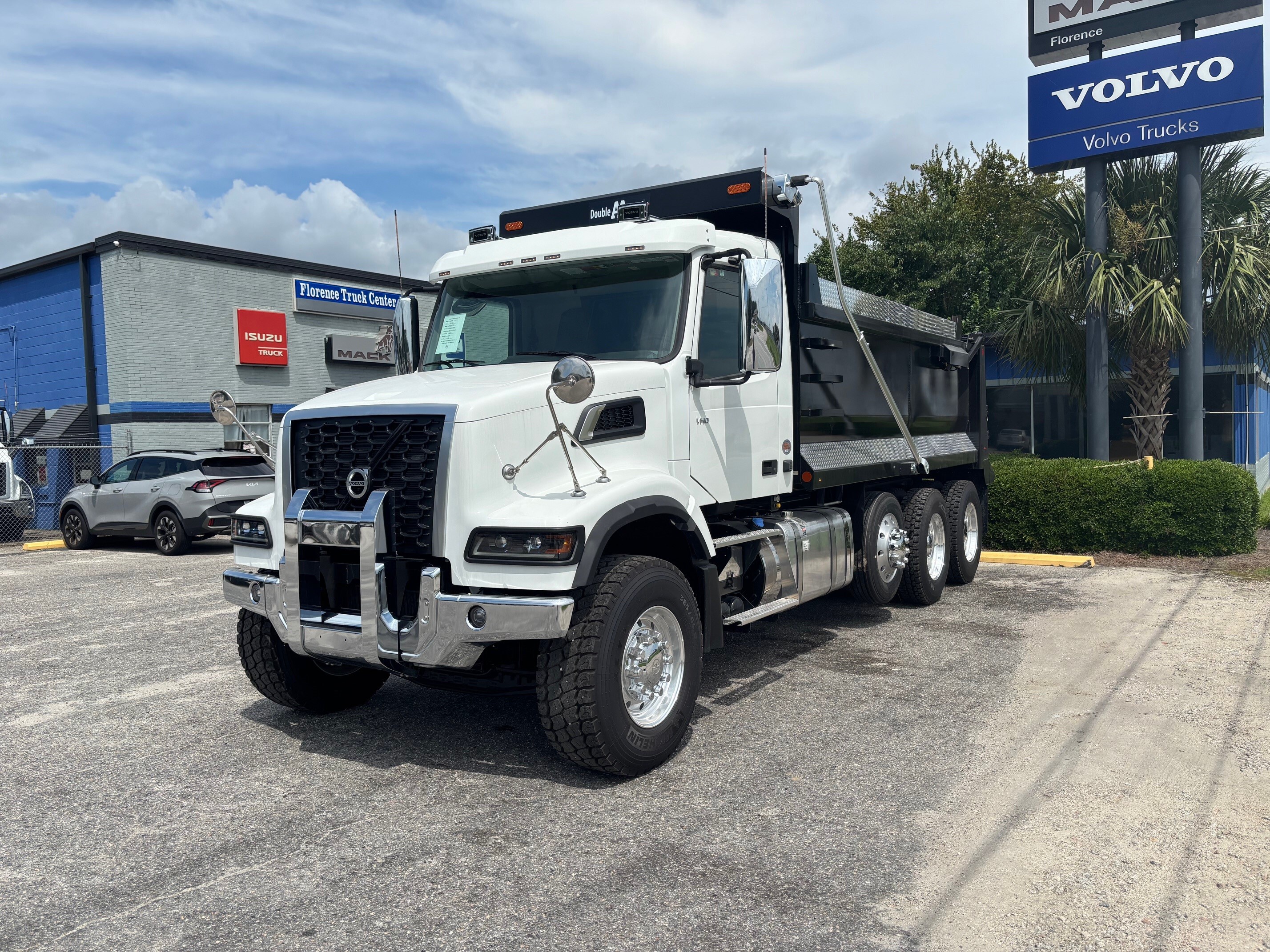 New 2026 Volvo Vhd For Sale in Florence, SC - 5038981737 - Commercial ...