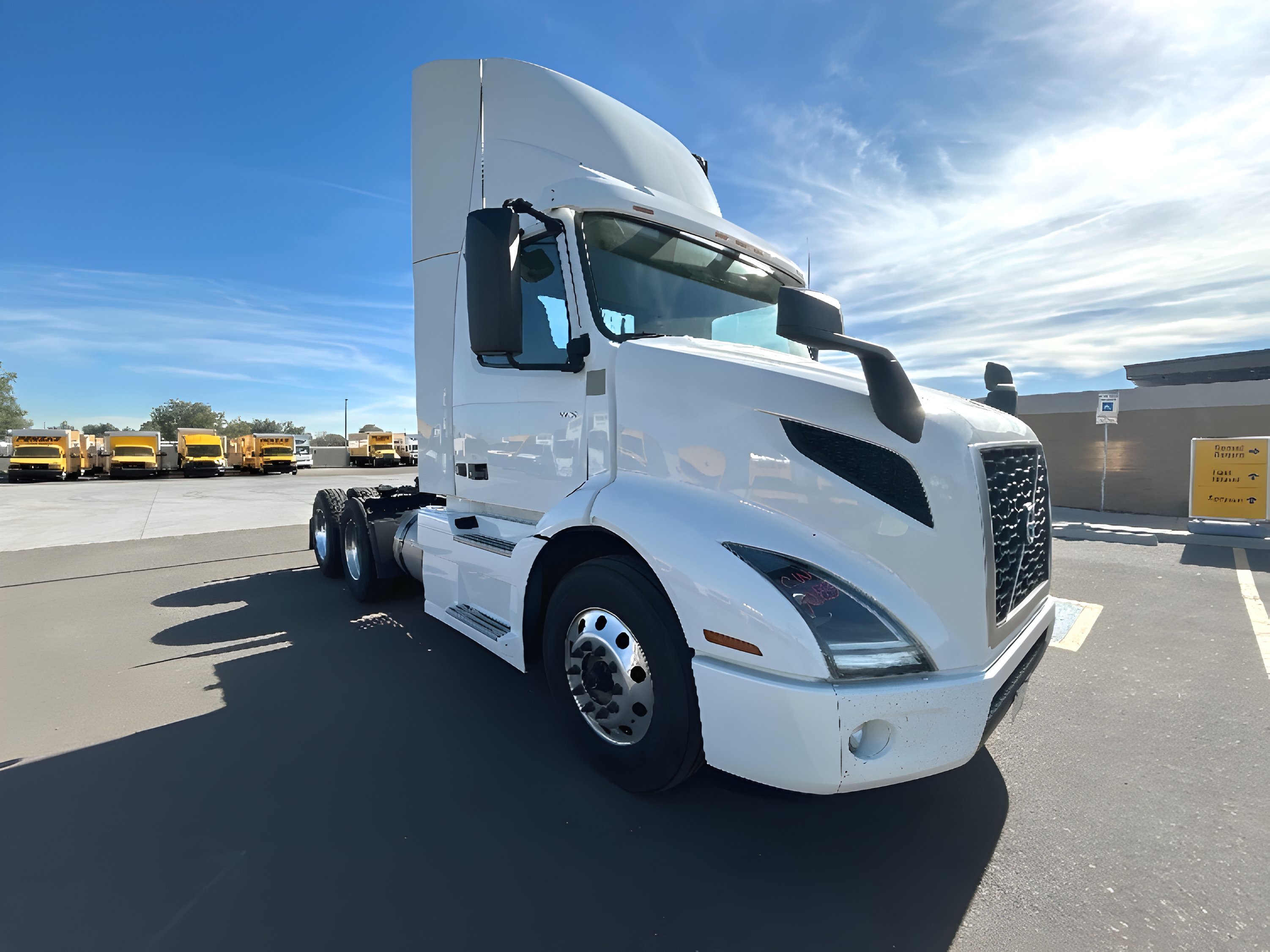 Used Volvo VNR64300 Conventional - Day Cab,cabover Truck - Coe For Sale ...