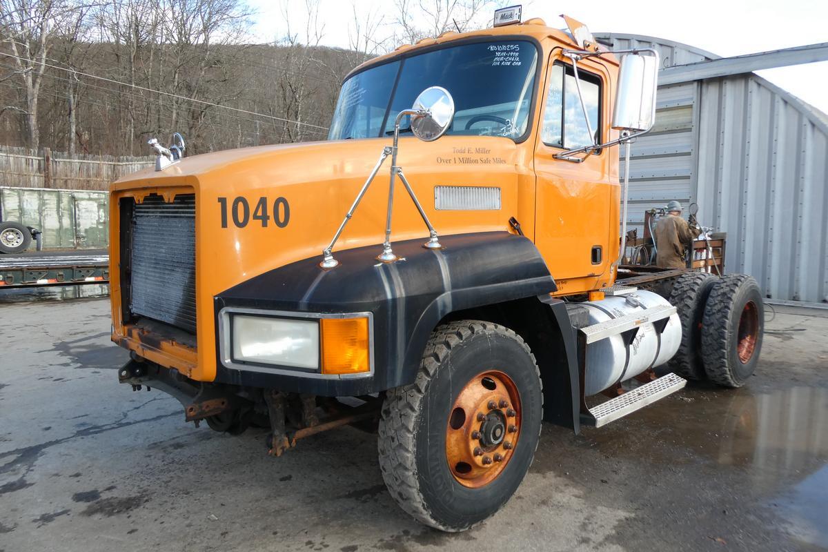Used 1998 Mack 600 For Sale in Sparrowbush, NY - 5038366293 ...