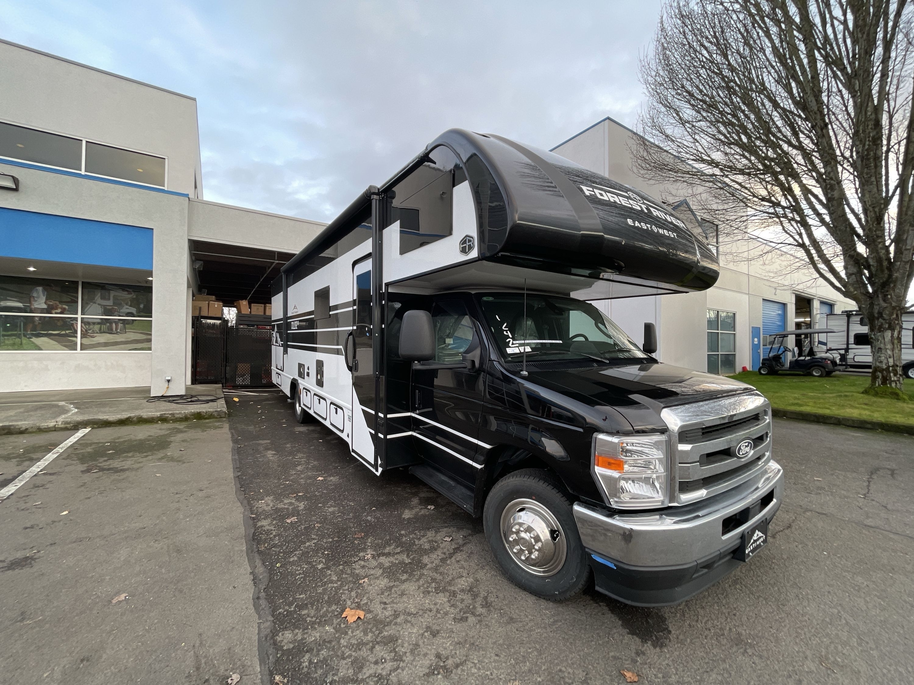 East To West Class C RVs and Motorhomes For Sale near Winchester Bay ...
