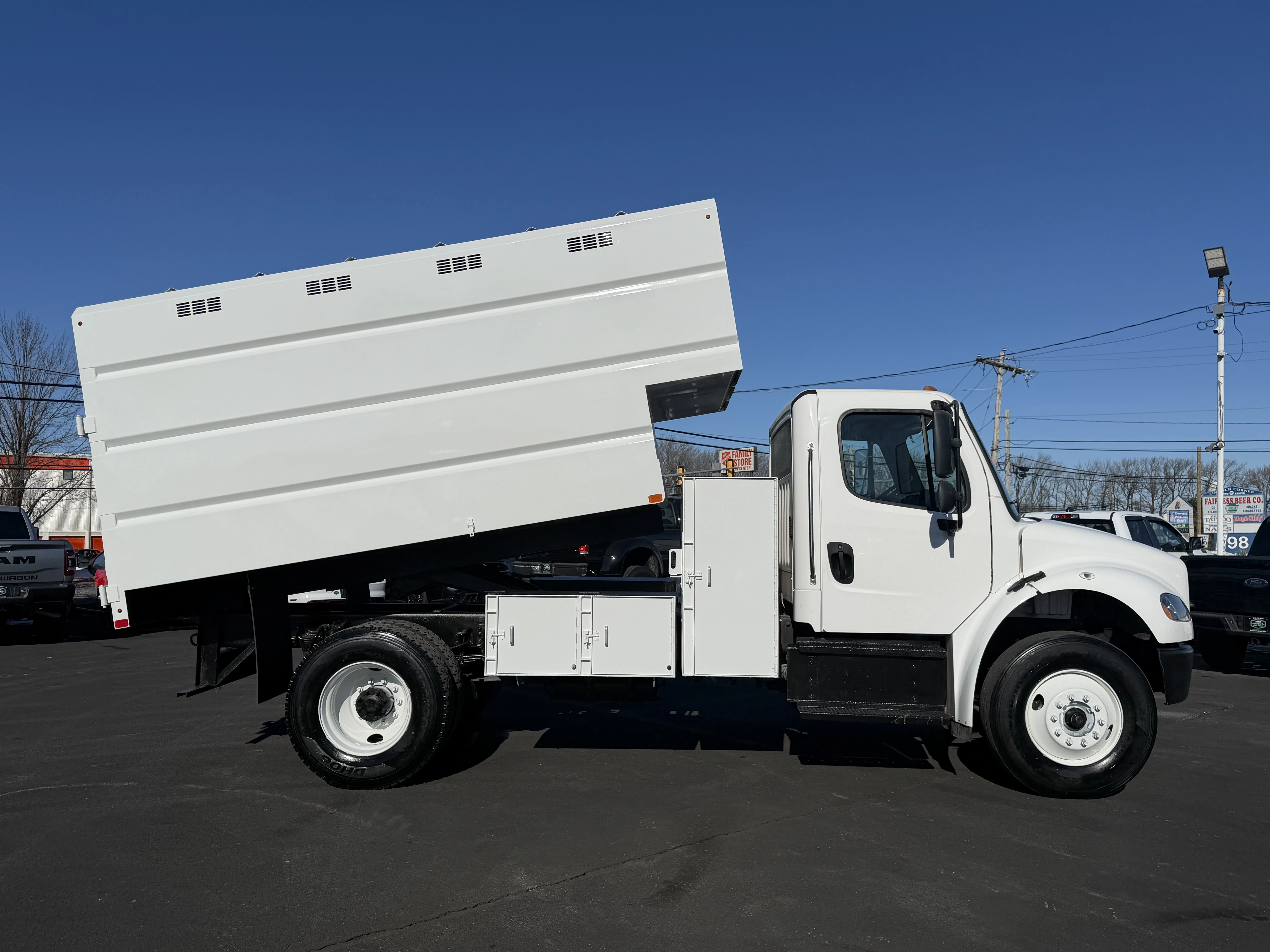 2022 Freightliner Business Class M2 106 Trucks For Sale - Commercial ...