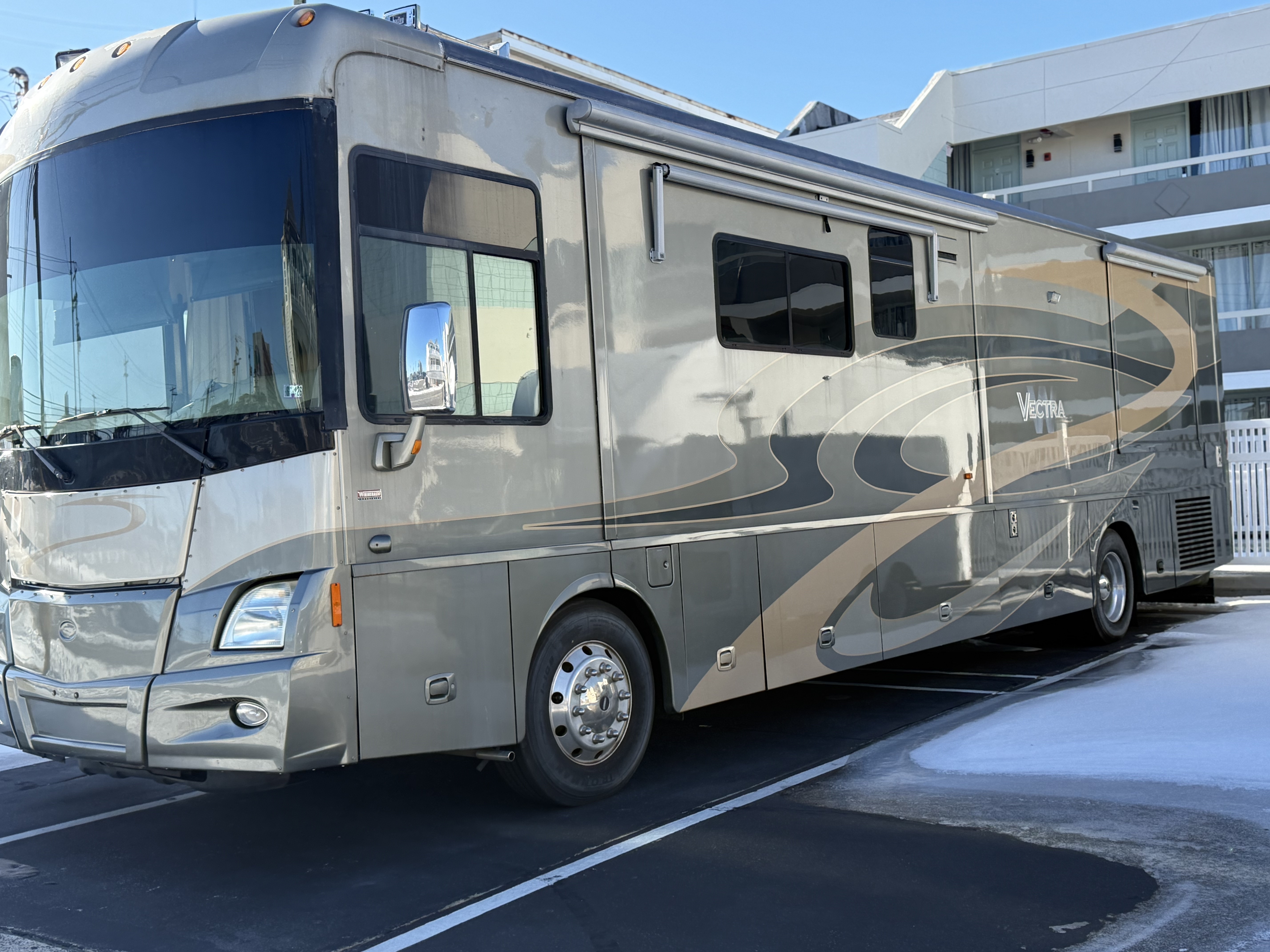 2006-2007 Winnebago Vectra RVs for sale - RV Trader