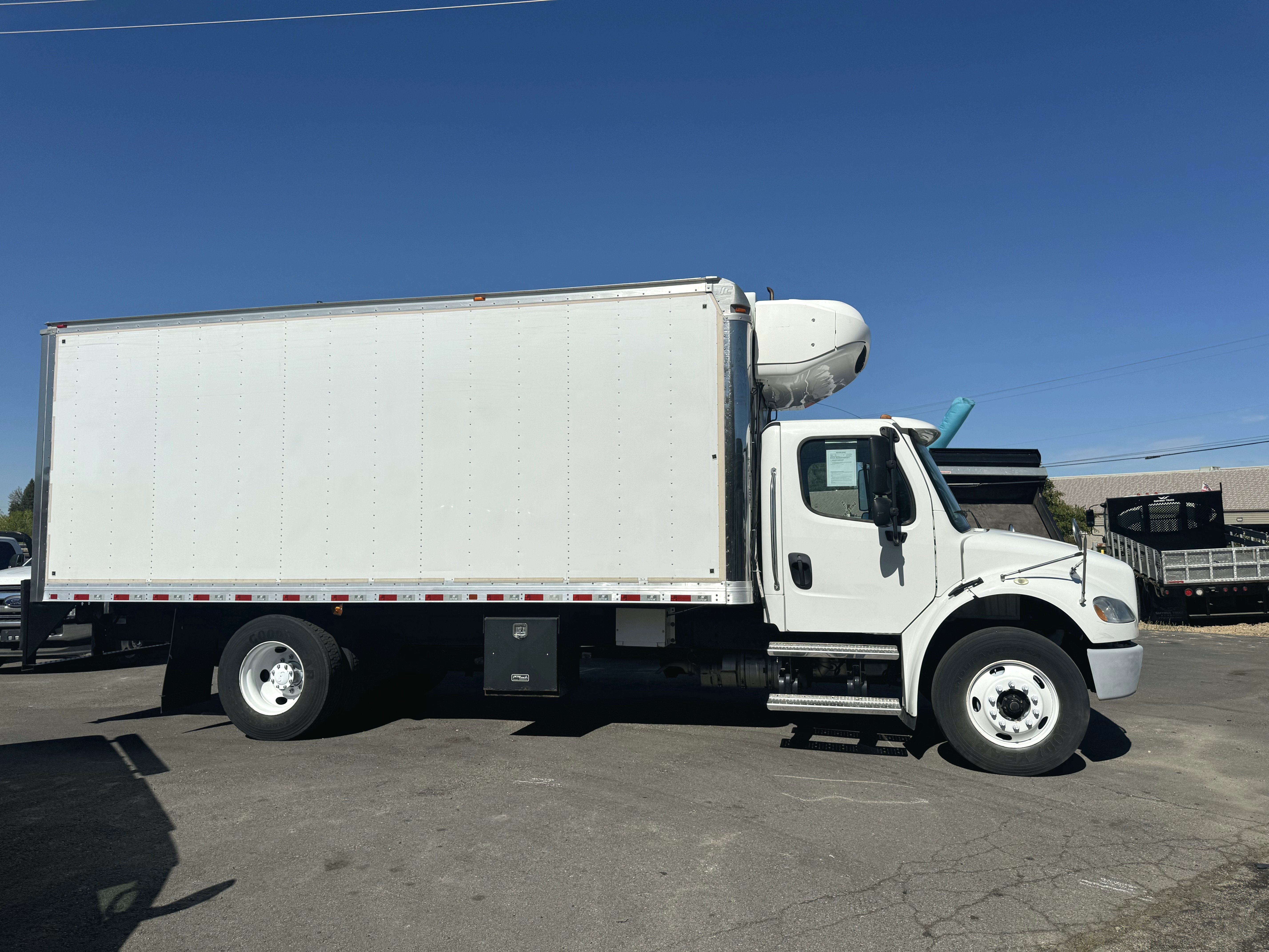 Class 8 Reefer/refrigerated Truck For Sale Near Bonners Ferry, ID ...