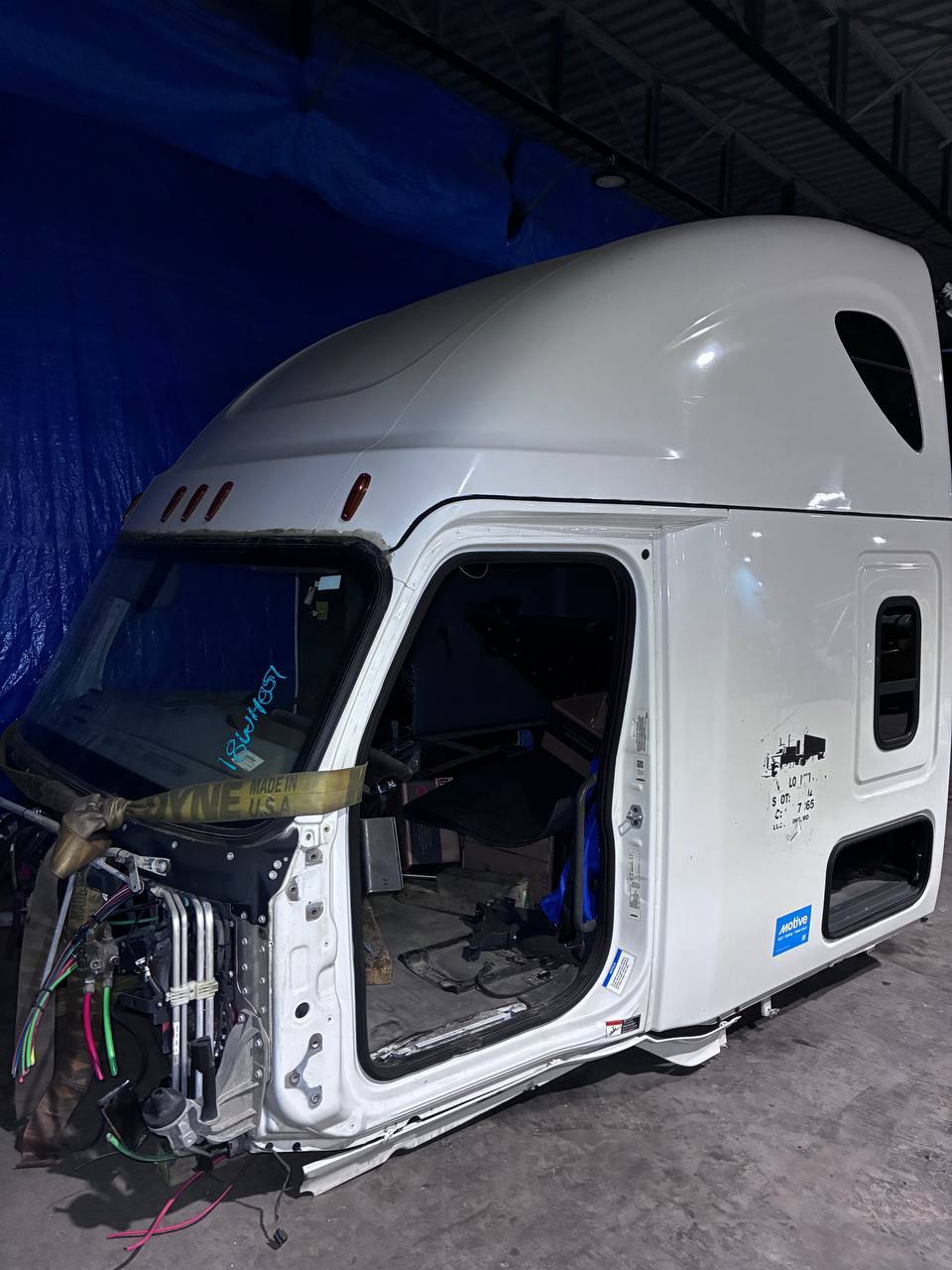 Freightliner Cascadia Trucks For Sale Near Chattaroy, WV - Commercial ...
