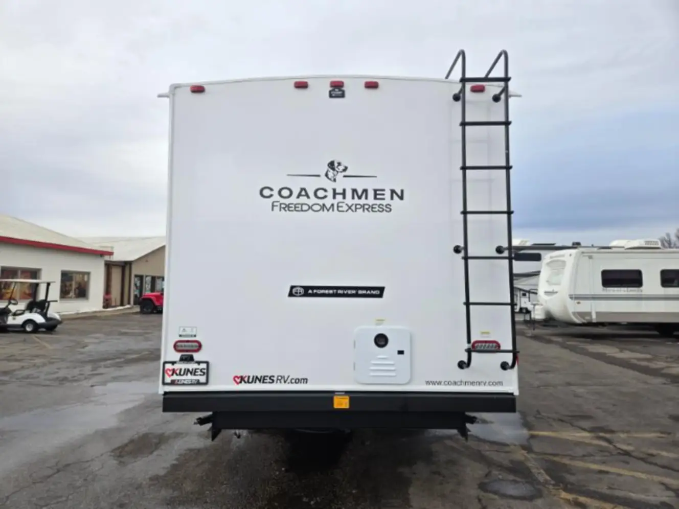 Used 2025 Coachmen Freedom Express Ultra Lite 326BHDS For Sale in ...