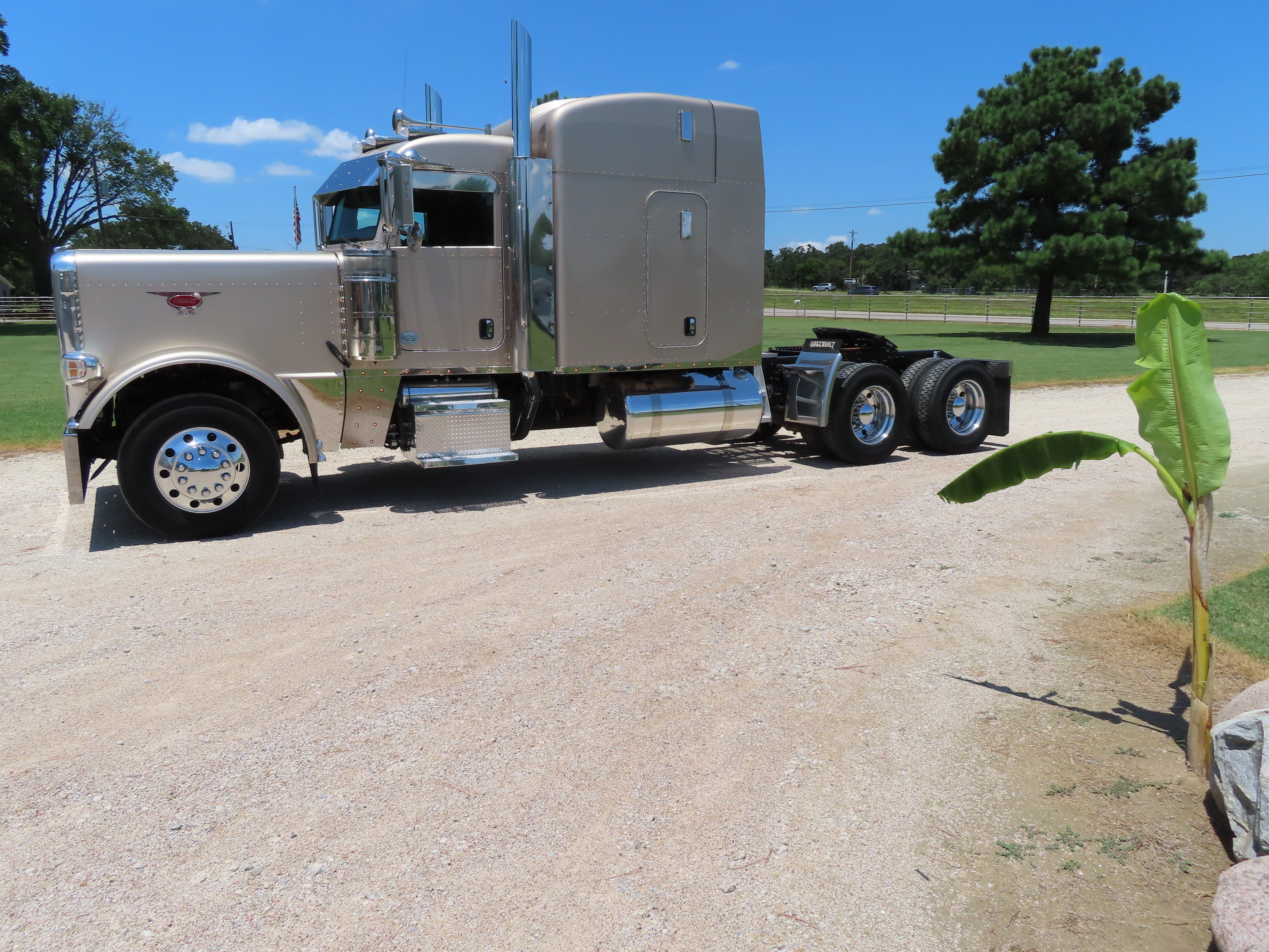 Used 2014 Peterbilt 389 Trucks For Sale - Commercial Truck Trader