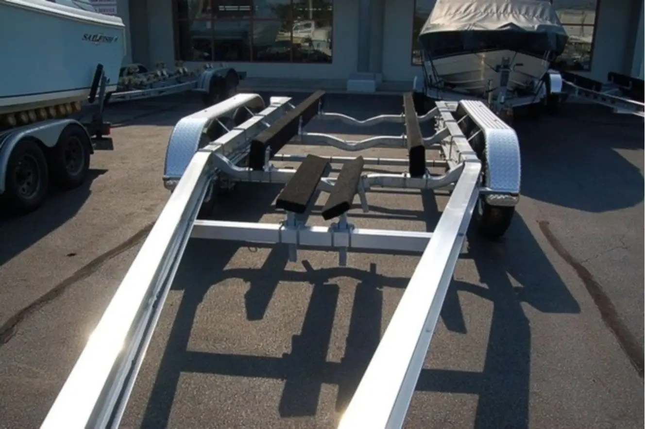New 2026 Venture Trailers Aluminum Triple Axle Bunks VATB-10625 For ...