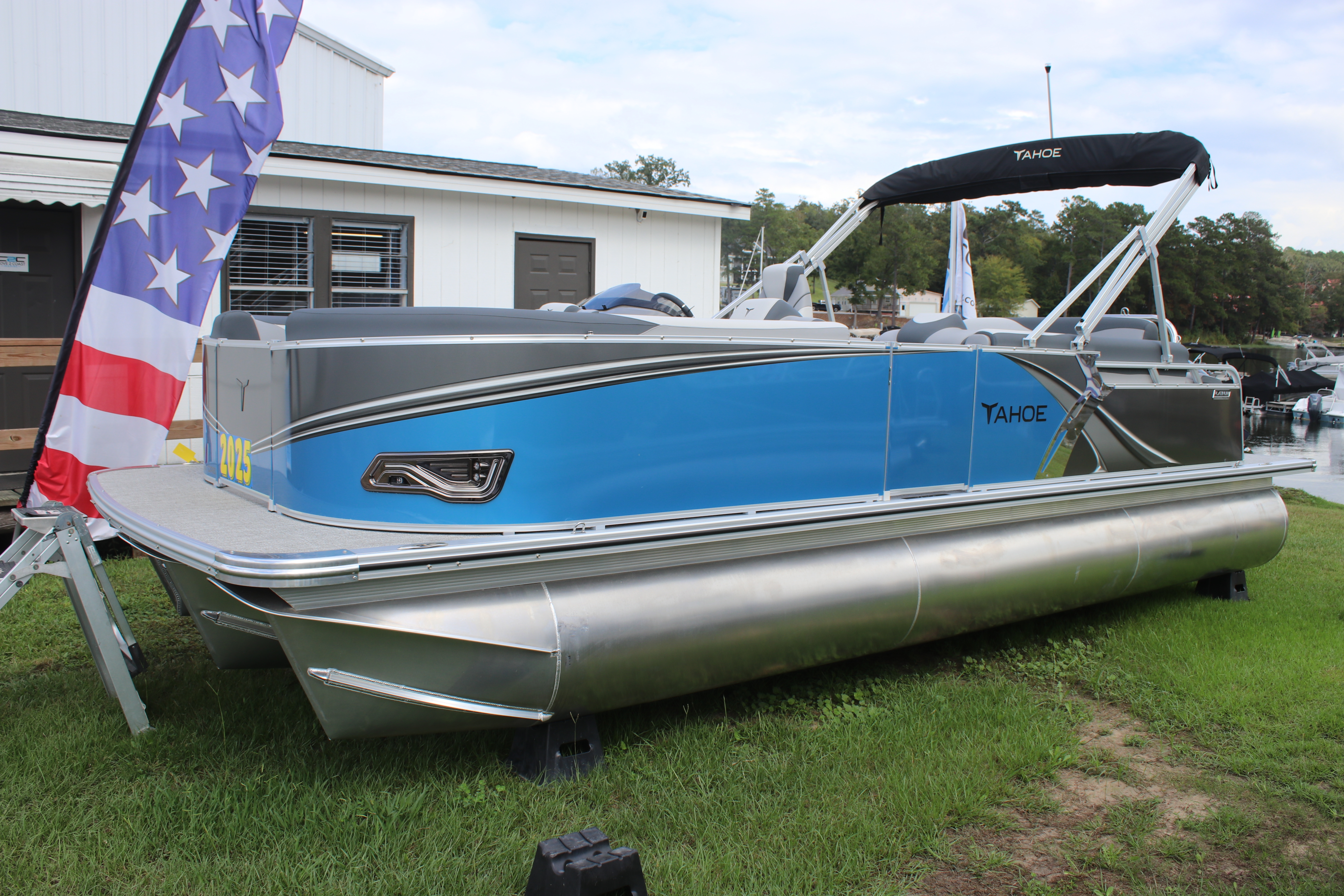 Tahoe Pontoons Pontoon Boats For Sale - Boatmart