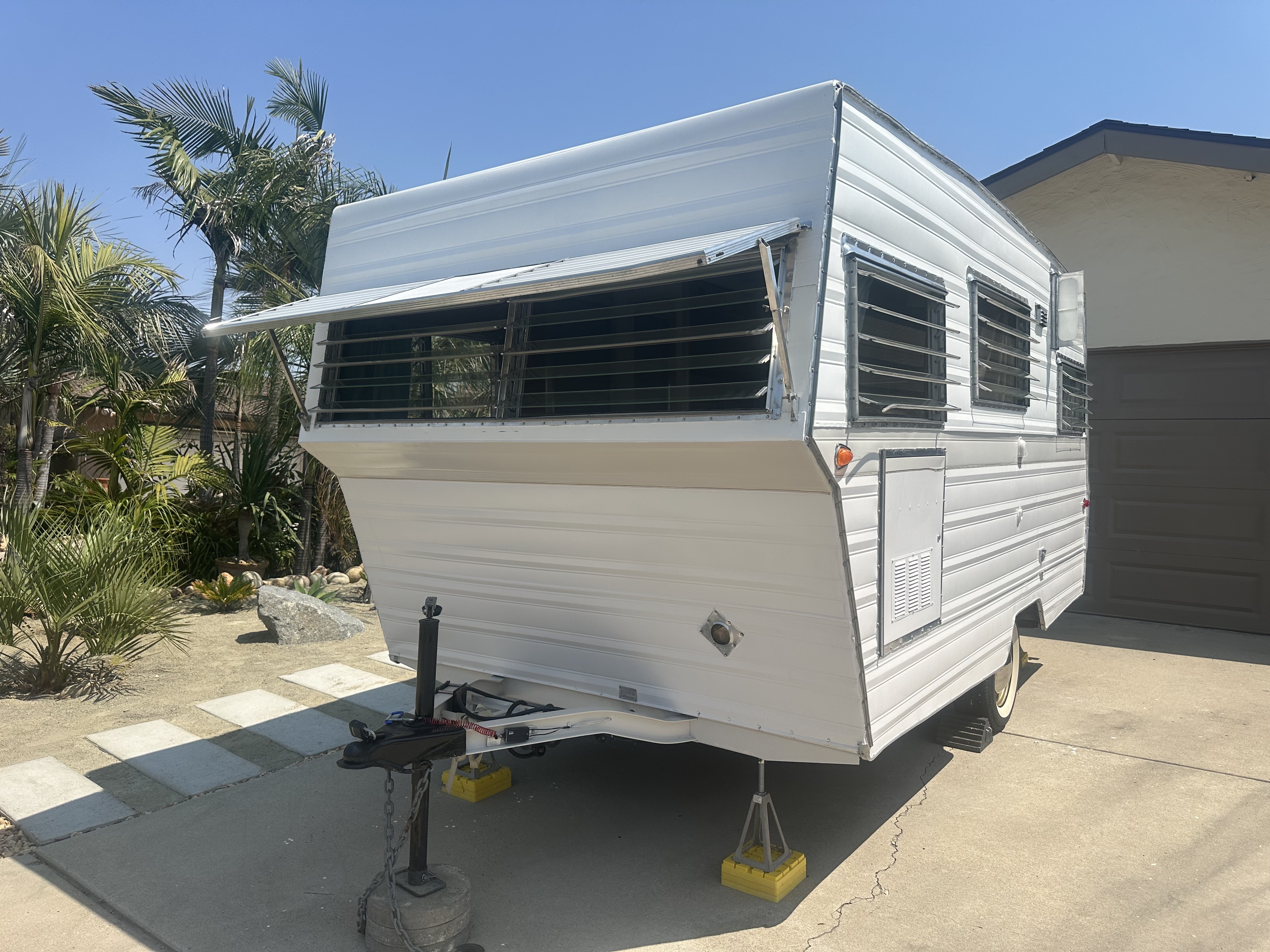 1968 Aristocrat Land Commander RVs for sale - RV Trader