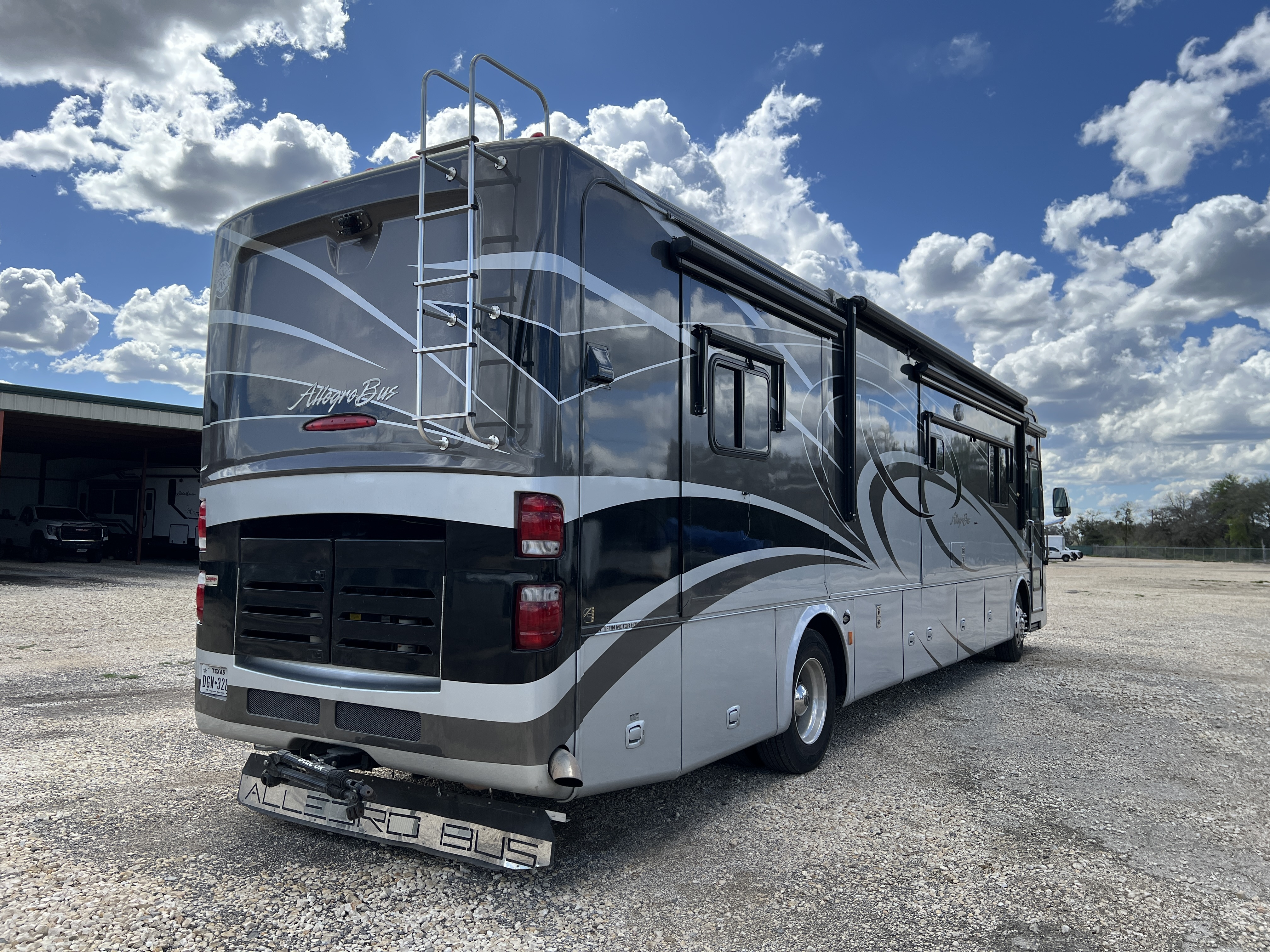 Allegro Bus For Sale Near Cypress, Texas - Tiffin Motorhomes RVs - RV ...