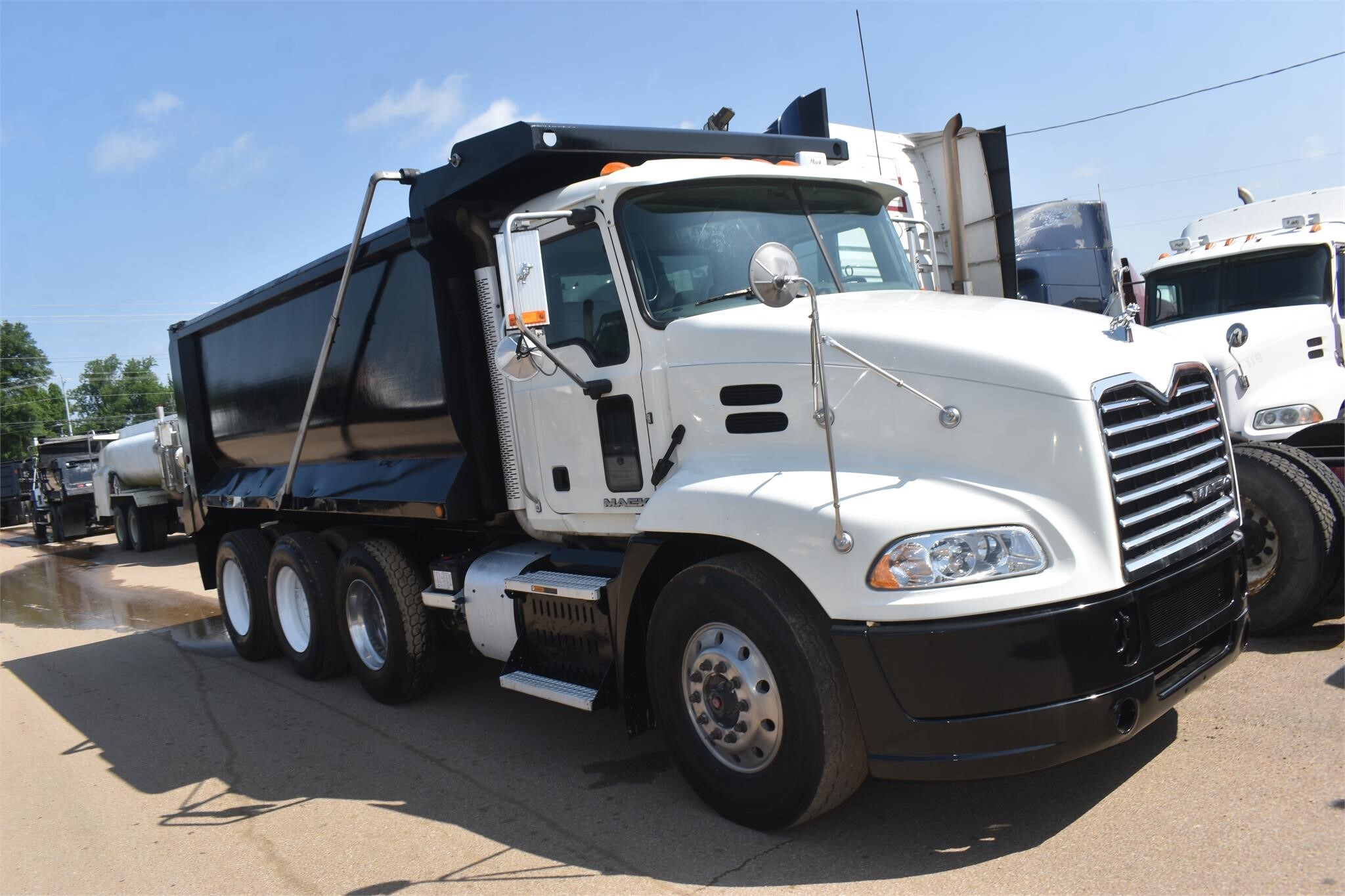 Used 2017 Mack 600 For Sale in Covington, TN - 5031283896 - Commercial ...