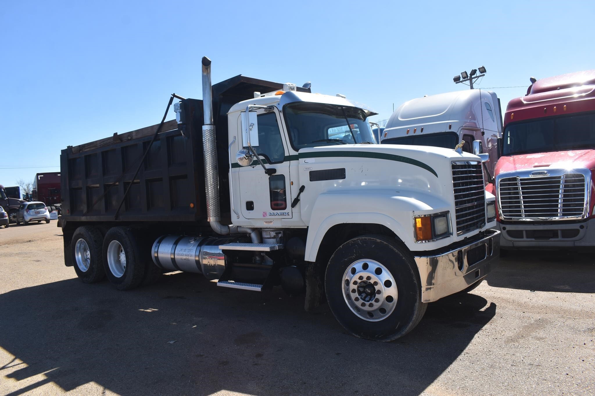 Used 2013 Mack 600 For Sale in Covington, TN - 5035602753 - Commercial ...