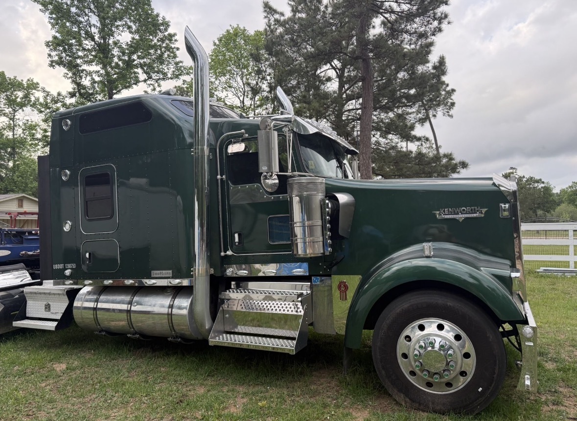 W900 For Sale - Kenworth Conventional - Sleeper Trucks - Commercial ...