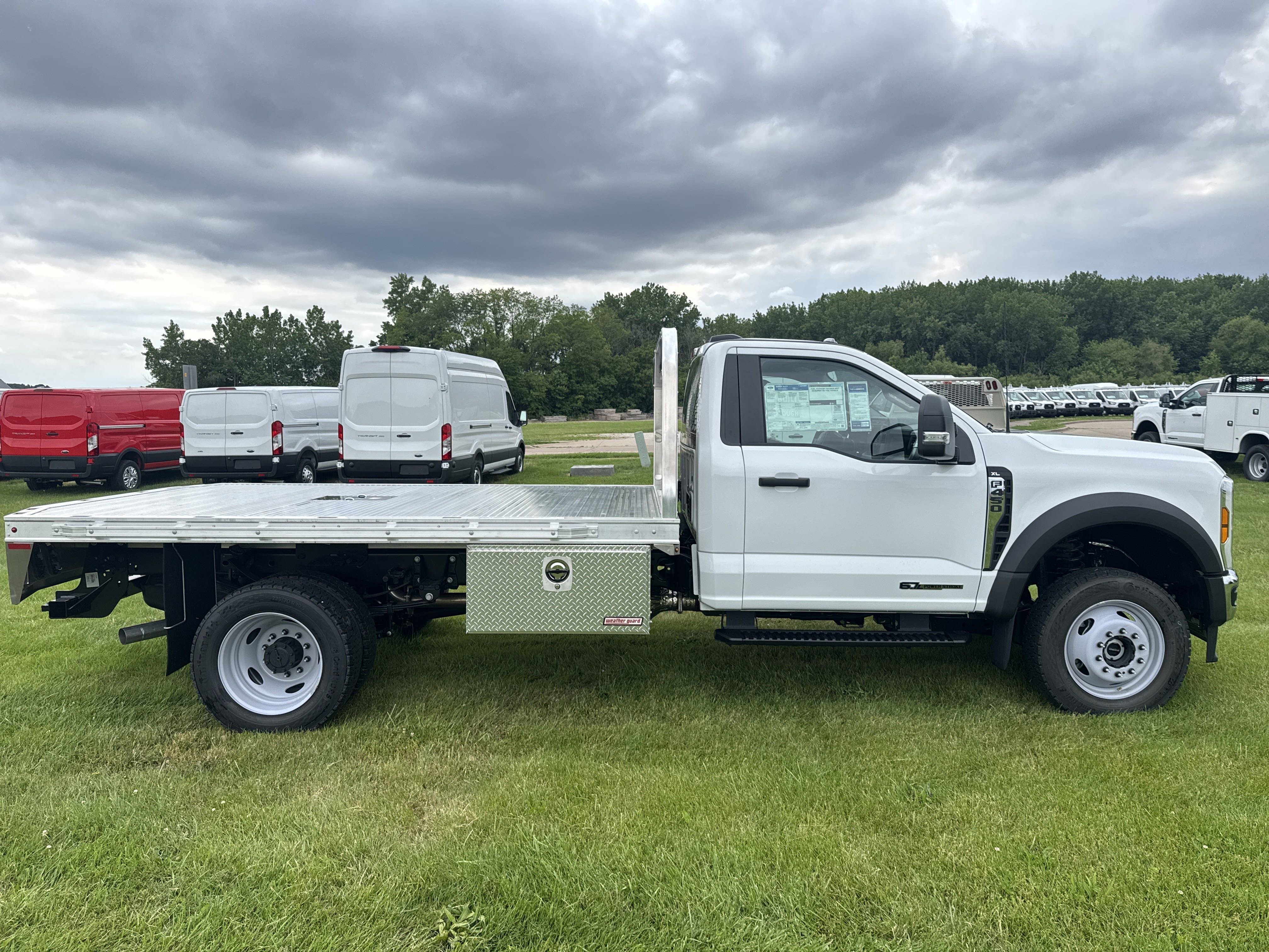 New 2025 Ford F450 Class 4 Trucks For Sale - Commercial Truck Trader