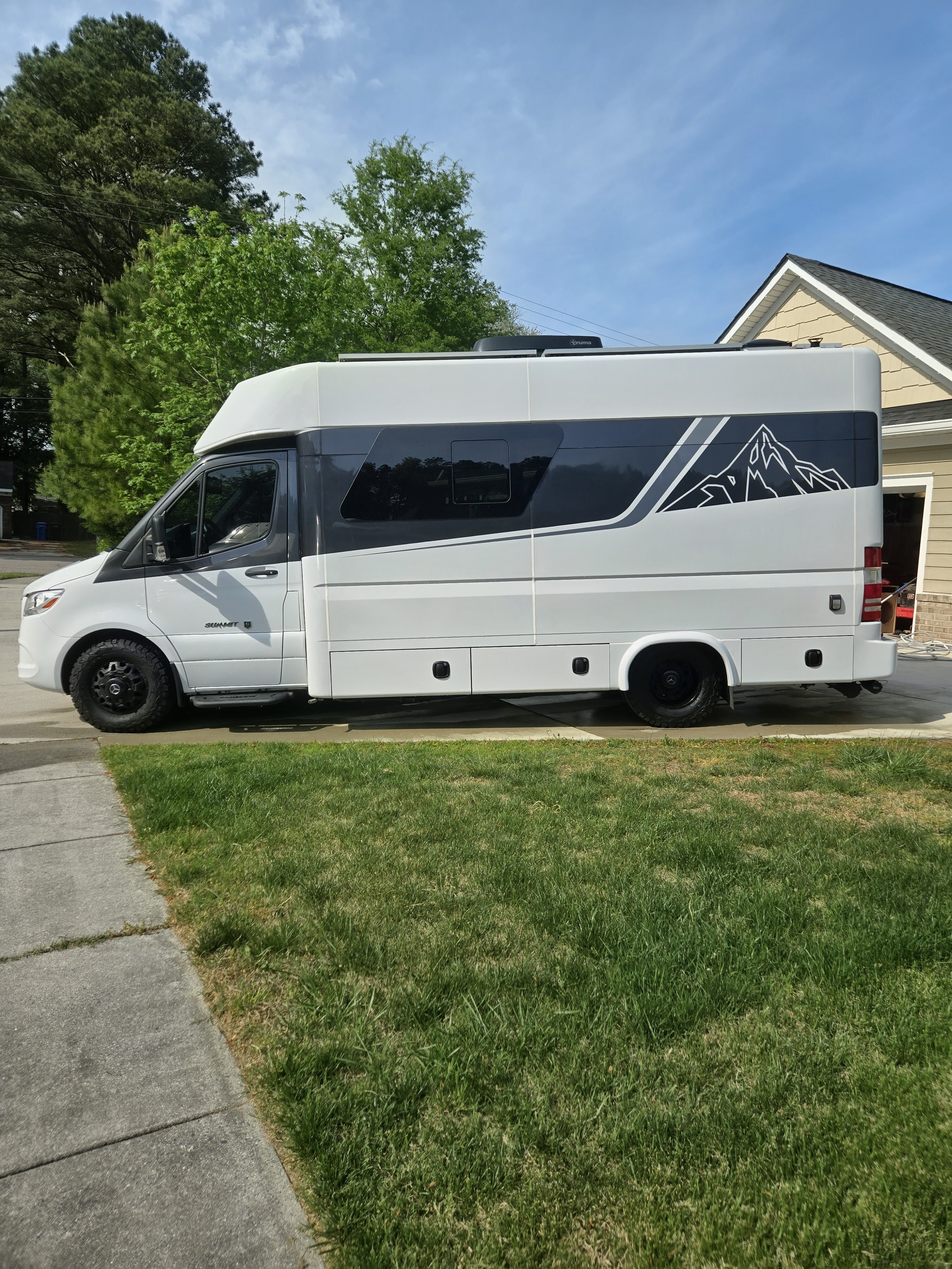 2025-2026 Chinook Summit Ss RVs for sale - RV Trader