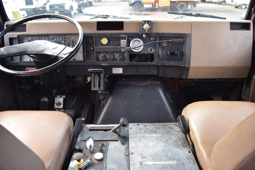 Used 1993 International 4900 Cal Fire Model 15 Engine Fire Truck For ...