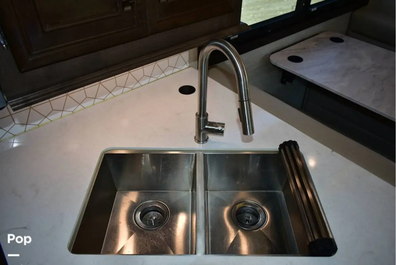Used 2022 Entegra Coach Esteem 31F For Sale in IRVine, CA - 5040023127 ...