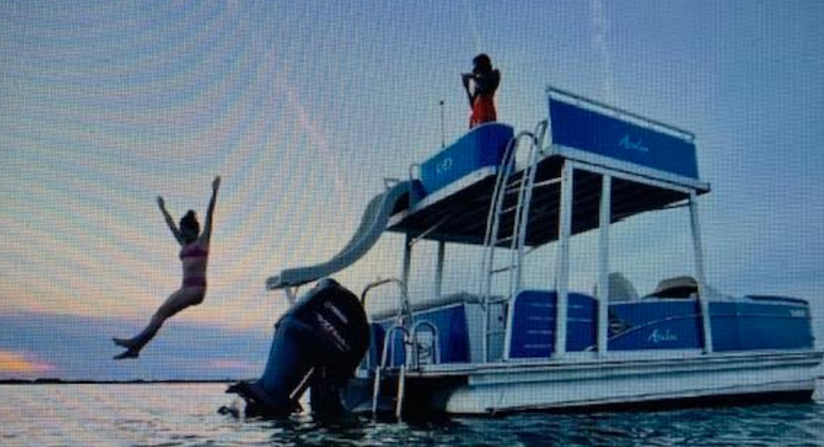 Used Pontoon Boats For Sale in Florida - Boatmart