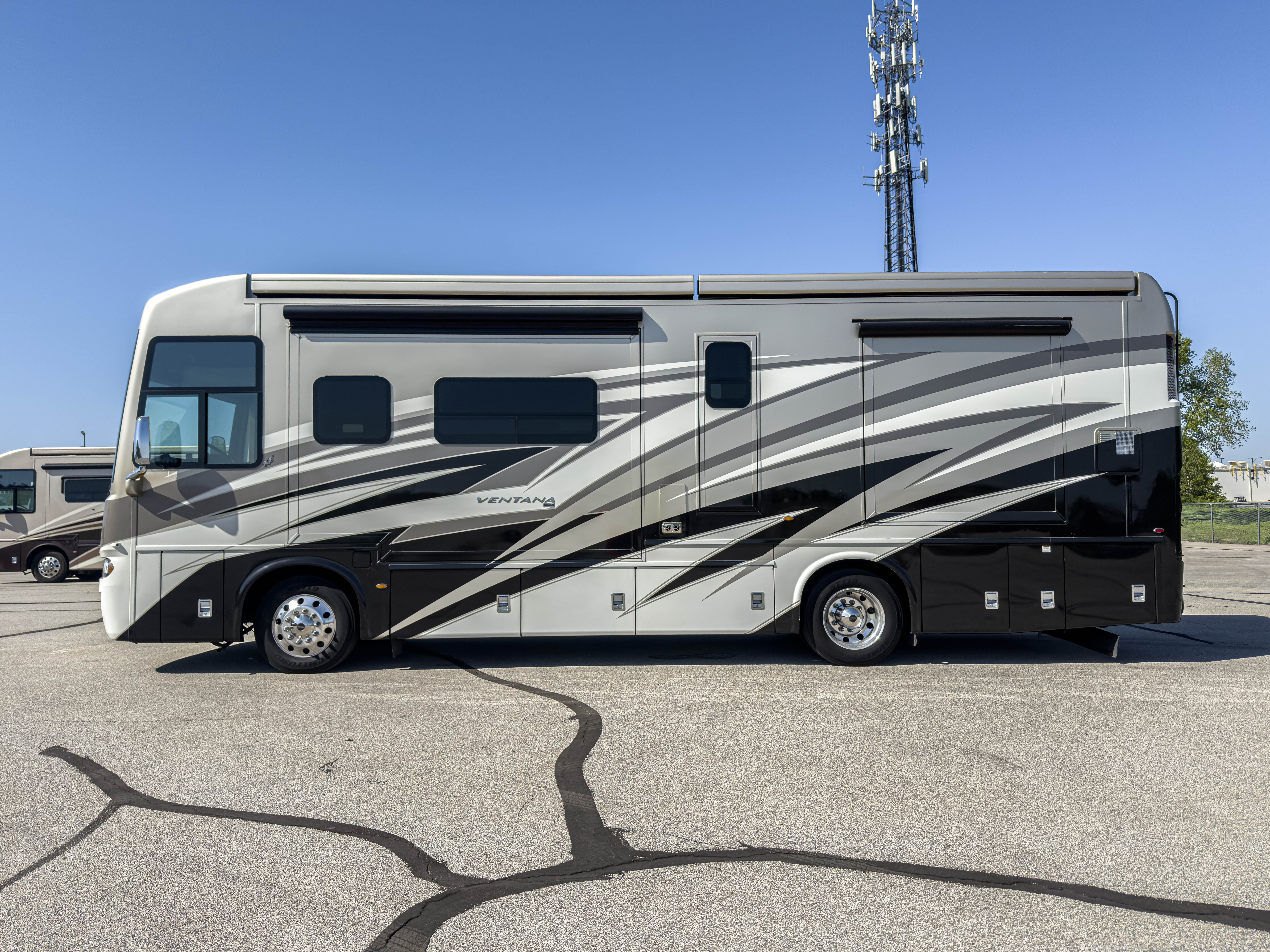 2020-2025 Newmar Ventana 3412 Class A RVs and Motorhomes for sale - RV ...