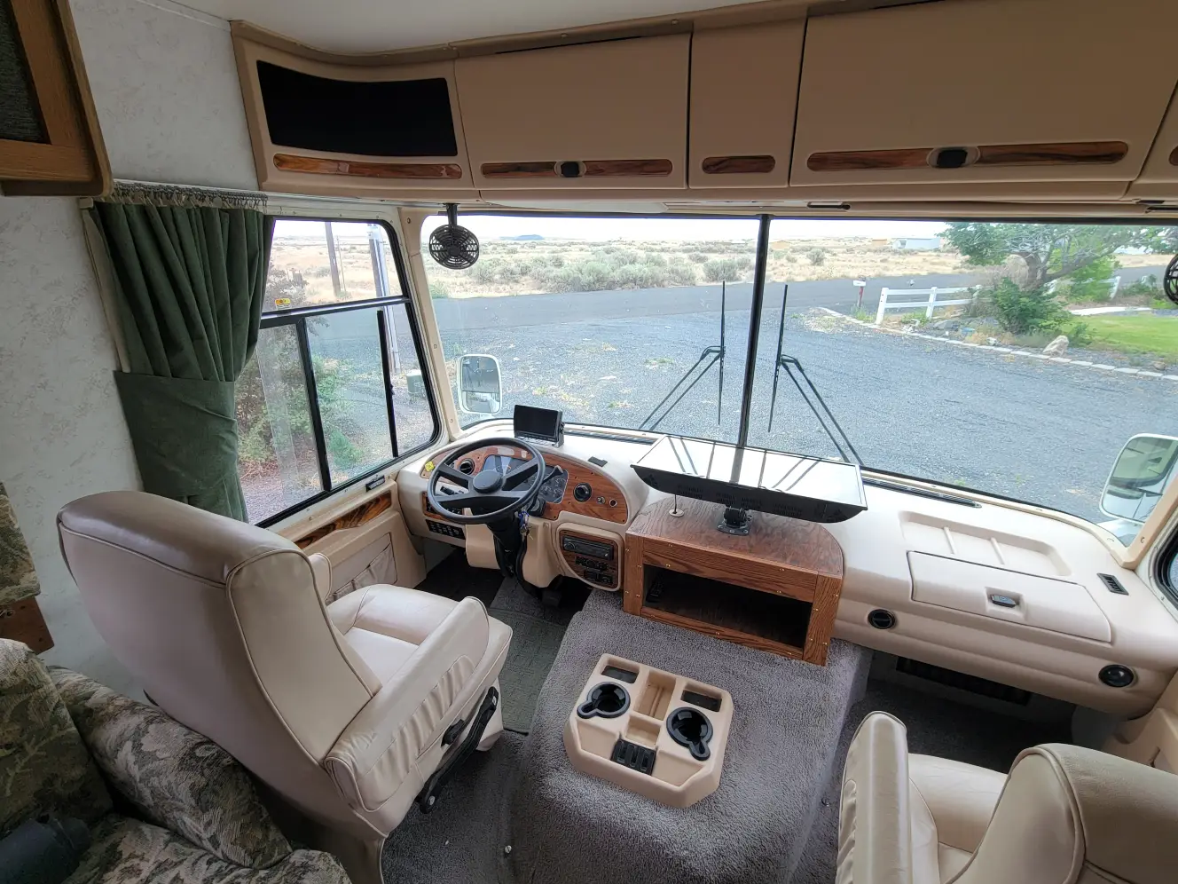 Used 2000 Thor Motor Coach Four Winds Infinity 32r in Ephrata, WA ...