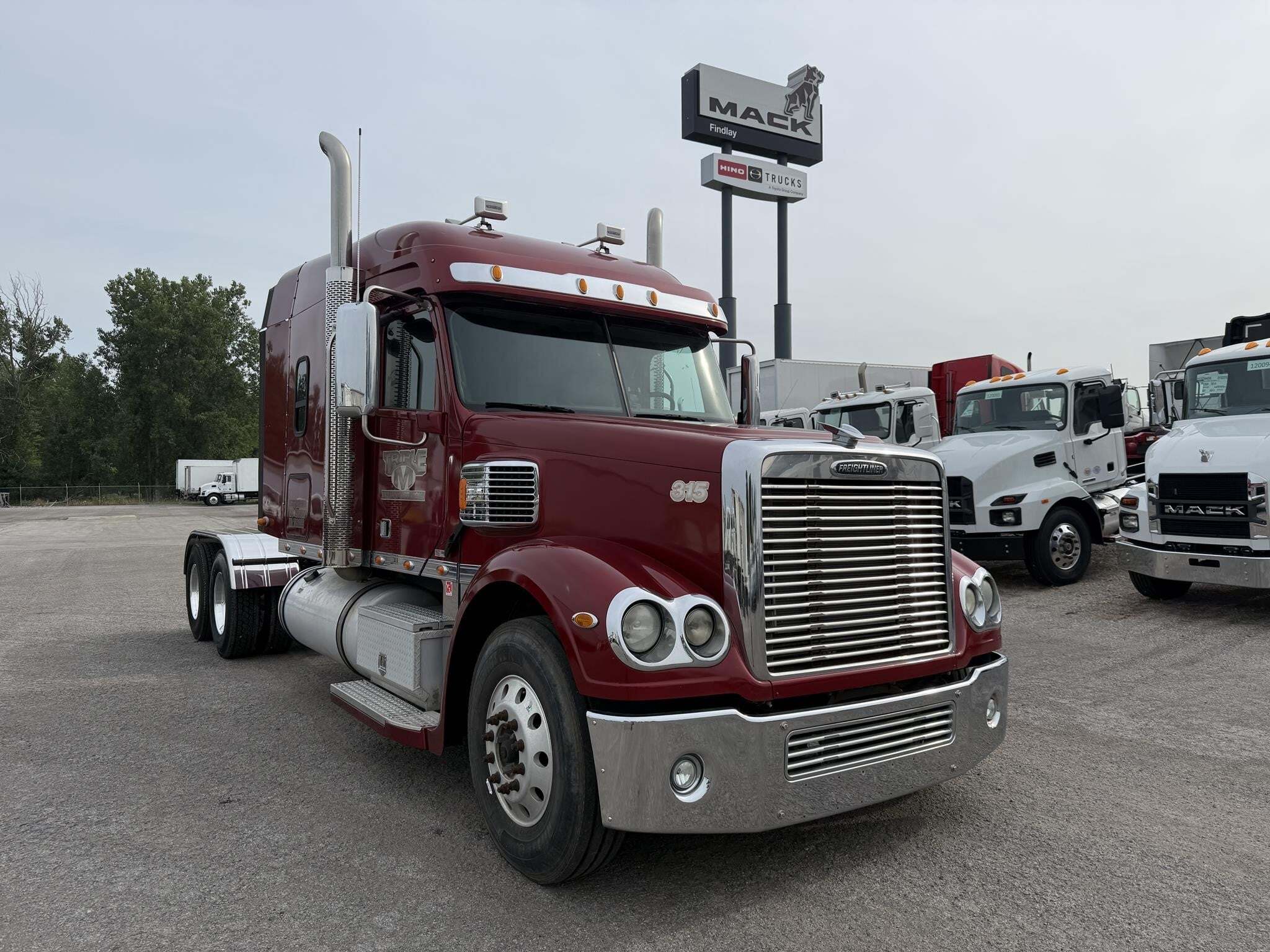 Freightliner Columbia For Sale