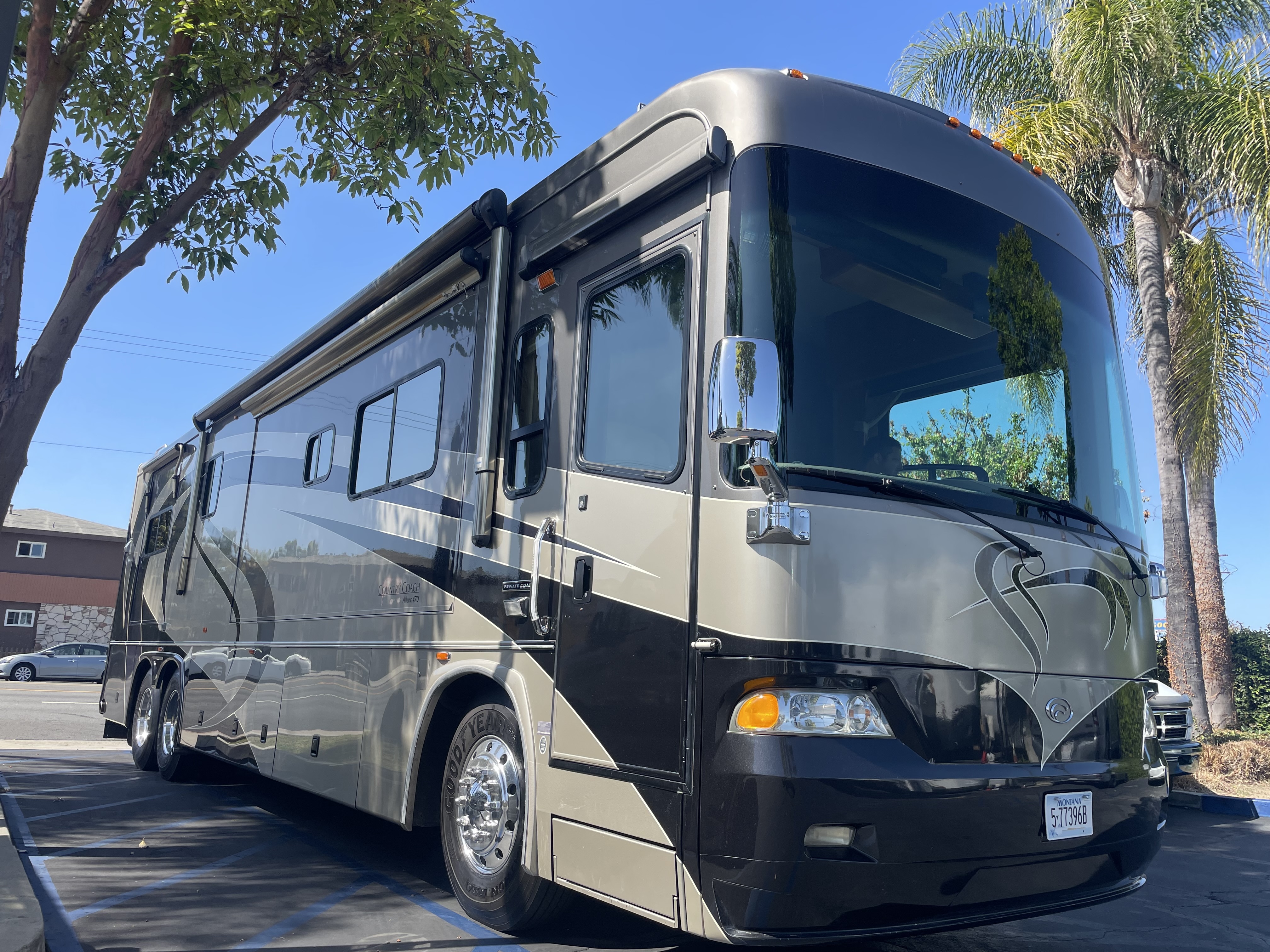 2005 Country Coach For Sale - Country Coach RVs - RV Trader