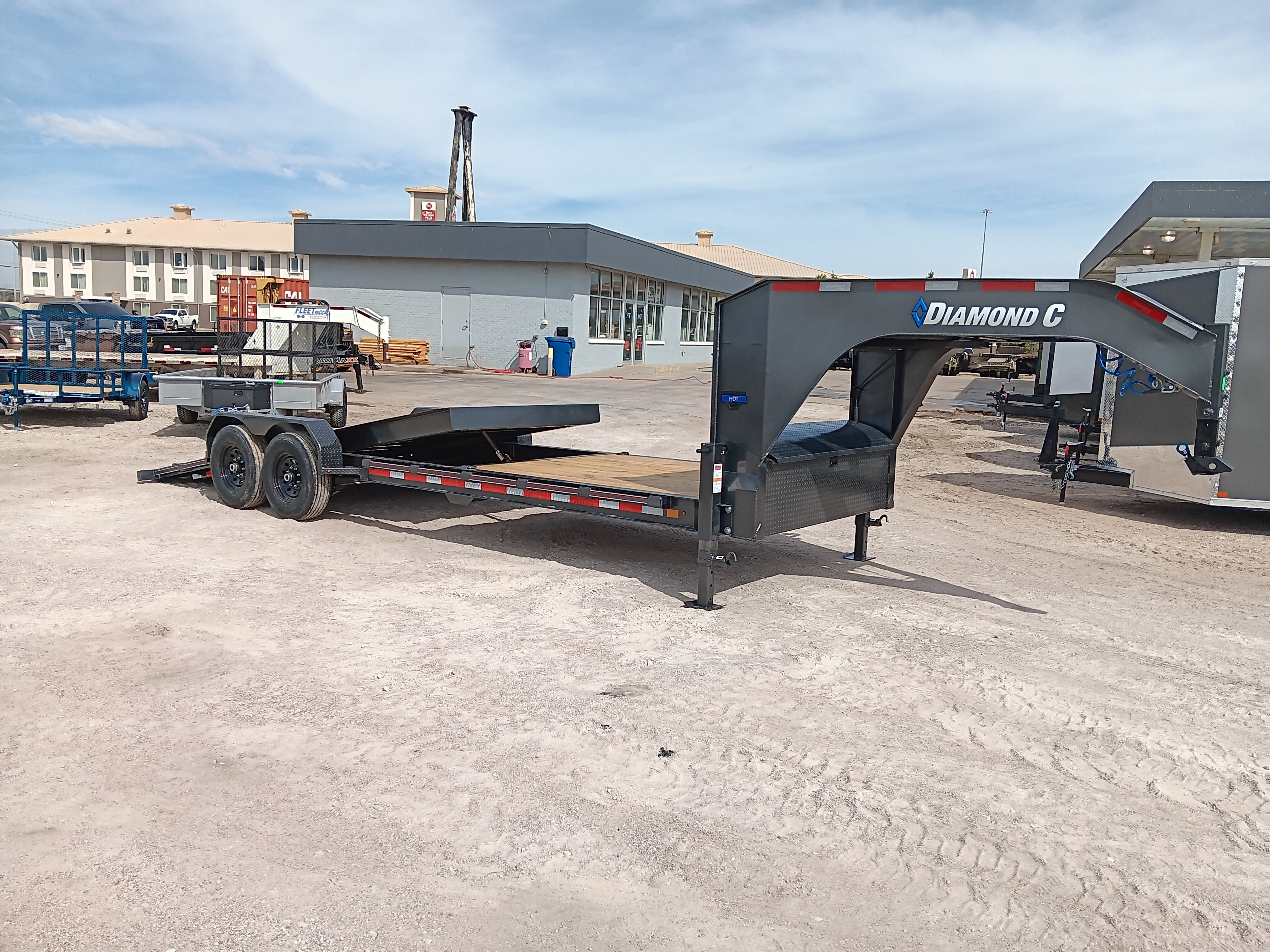 Diamond C Equipment For Sale Near 34219 - Equipment Trader