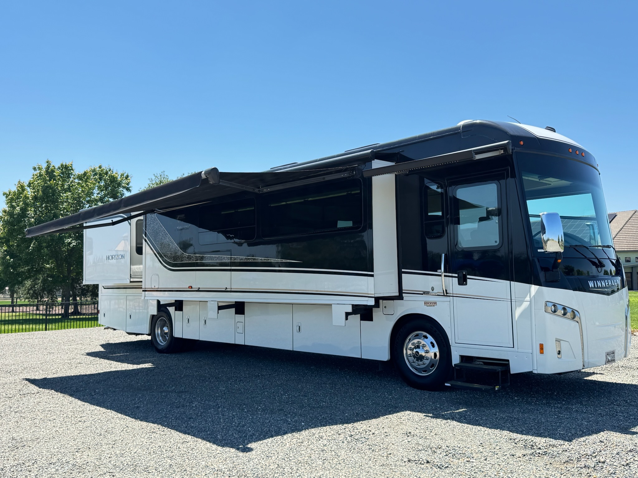Used Winnebago Class A RVs and Motorhomes For Sale near Richardson ...