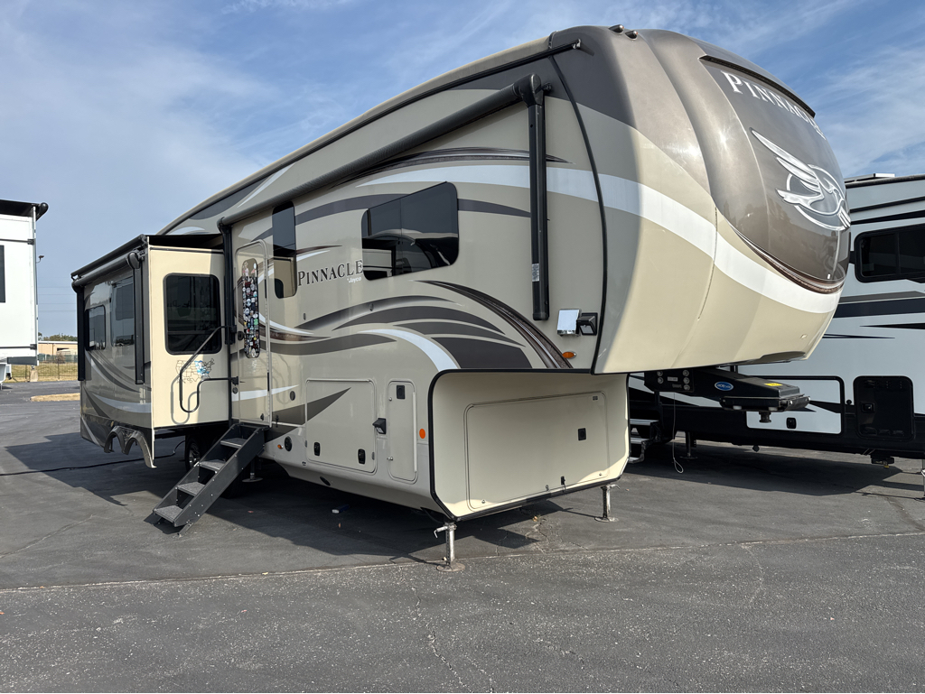 Jayco Pinnacle 32RLTS RVs for sale near Mascoutah, IL - RV Trader