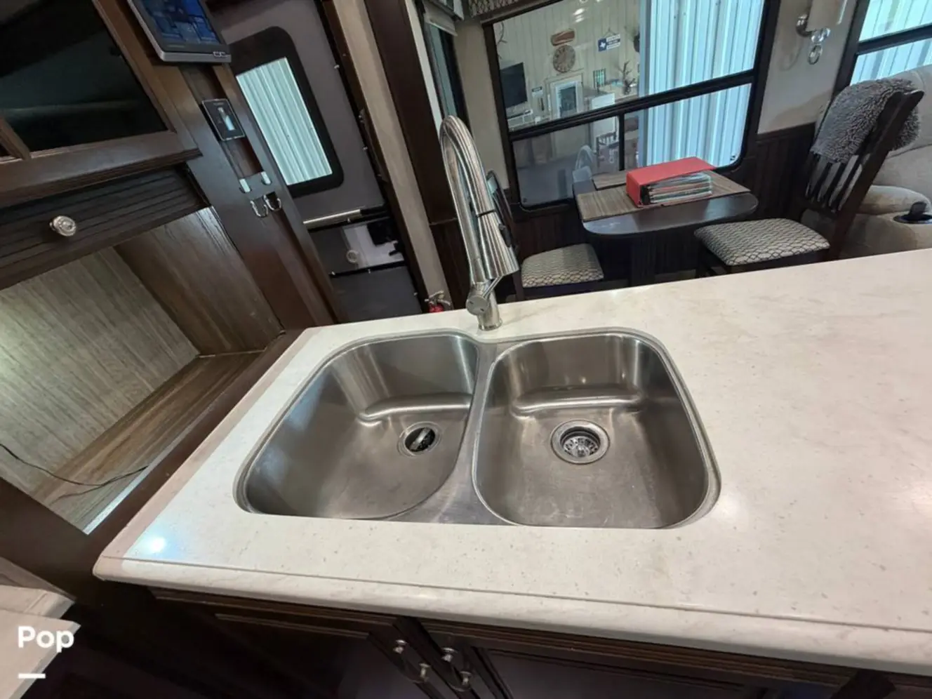 Used 2019 Forest River Cardinal Luxury 3250RLX For Sale in El Campo, TX ...