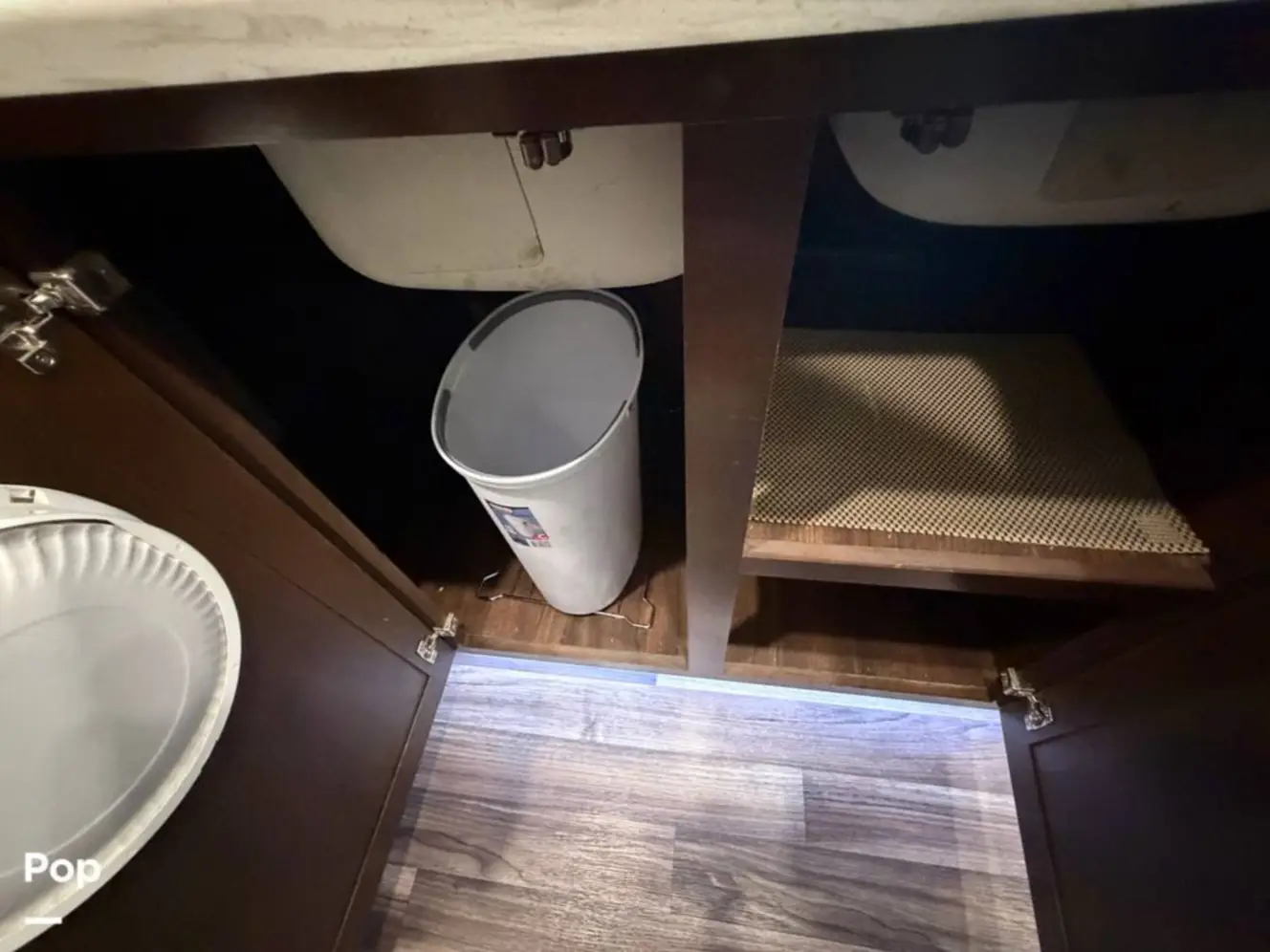 Used 2019 Forest River Cardinal Luxury 3250RLX For Sale in El Campo, TX ...
