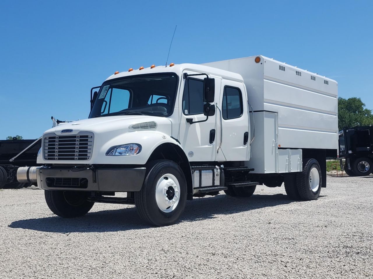 2020 Freightliner Business Class M2 106 4x2 Trucks For Sale ...