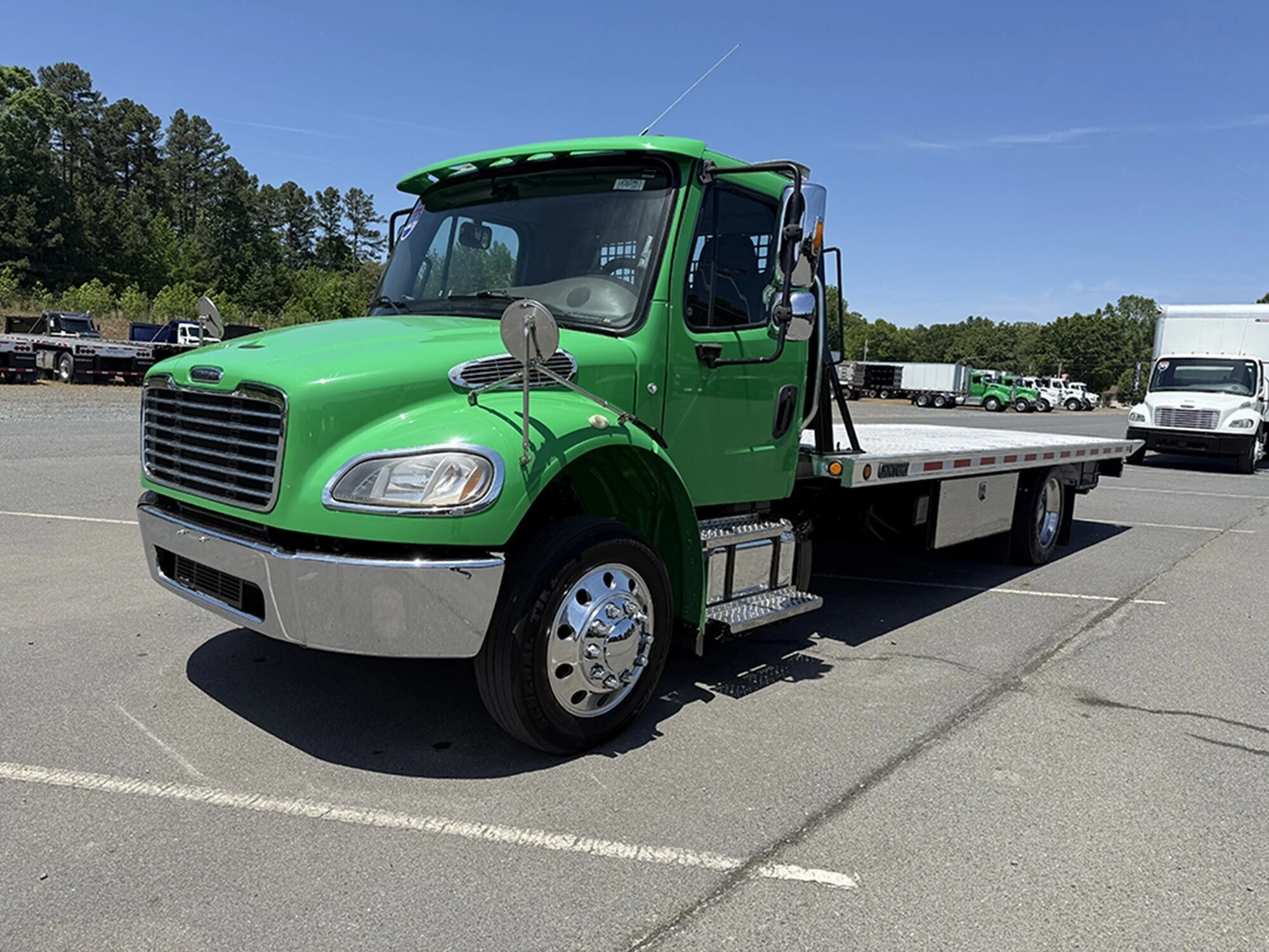 Freightliner Business Class M2 106,BUSINESS Class M2 Rollback Tow ...