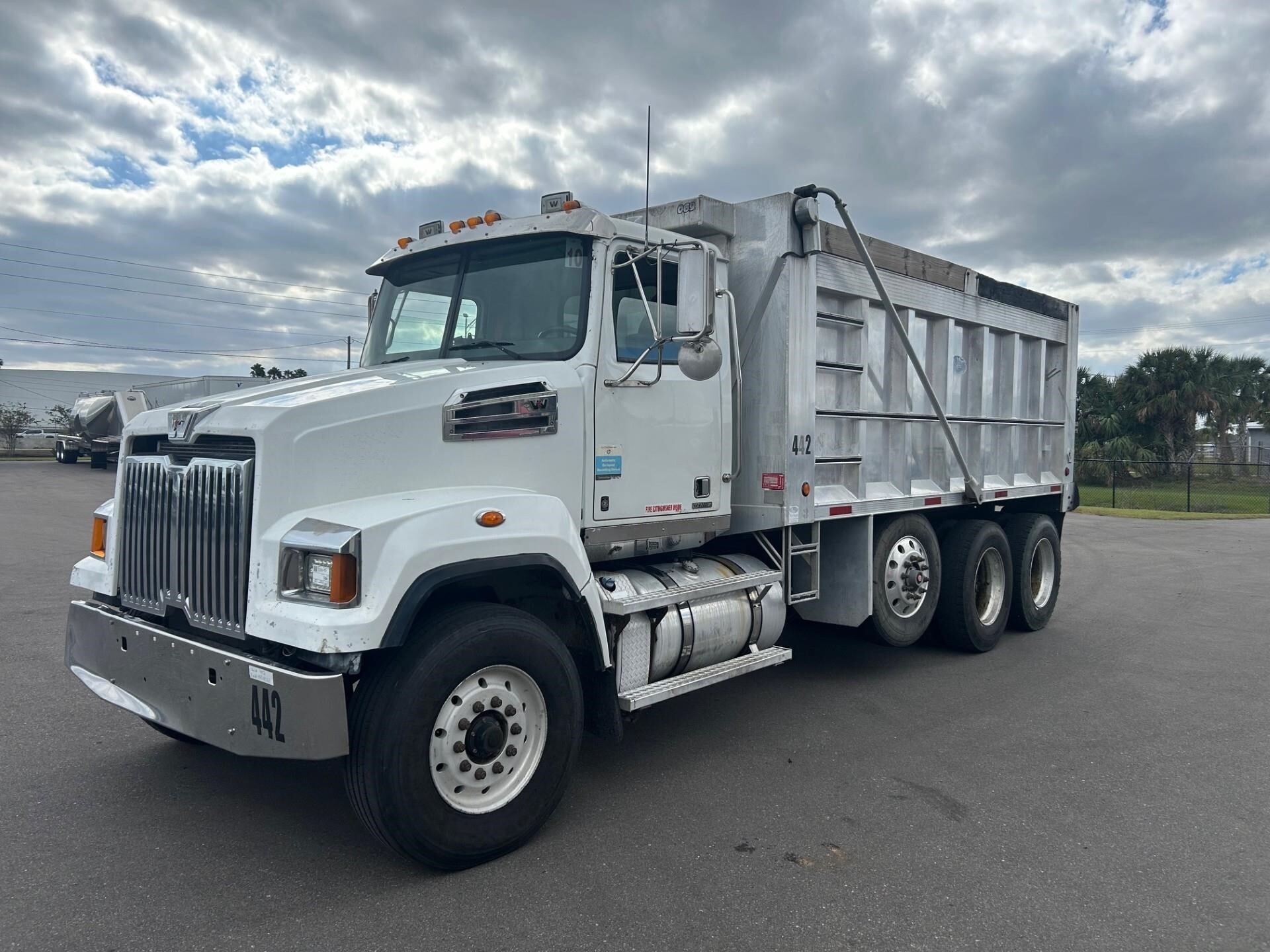 Western Star,freightliner 4700 Trucks For Sale - Commercial Truck Trader