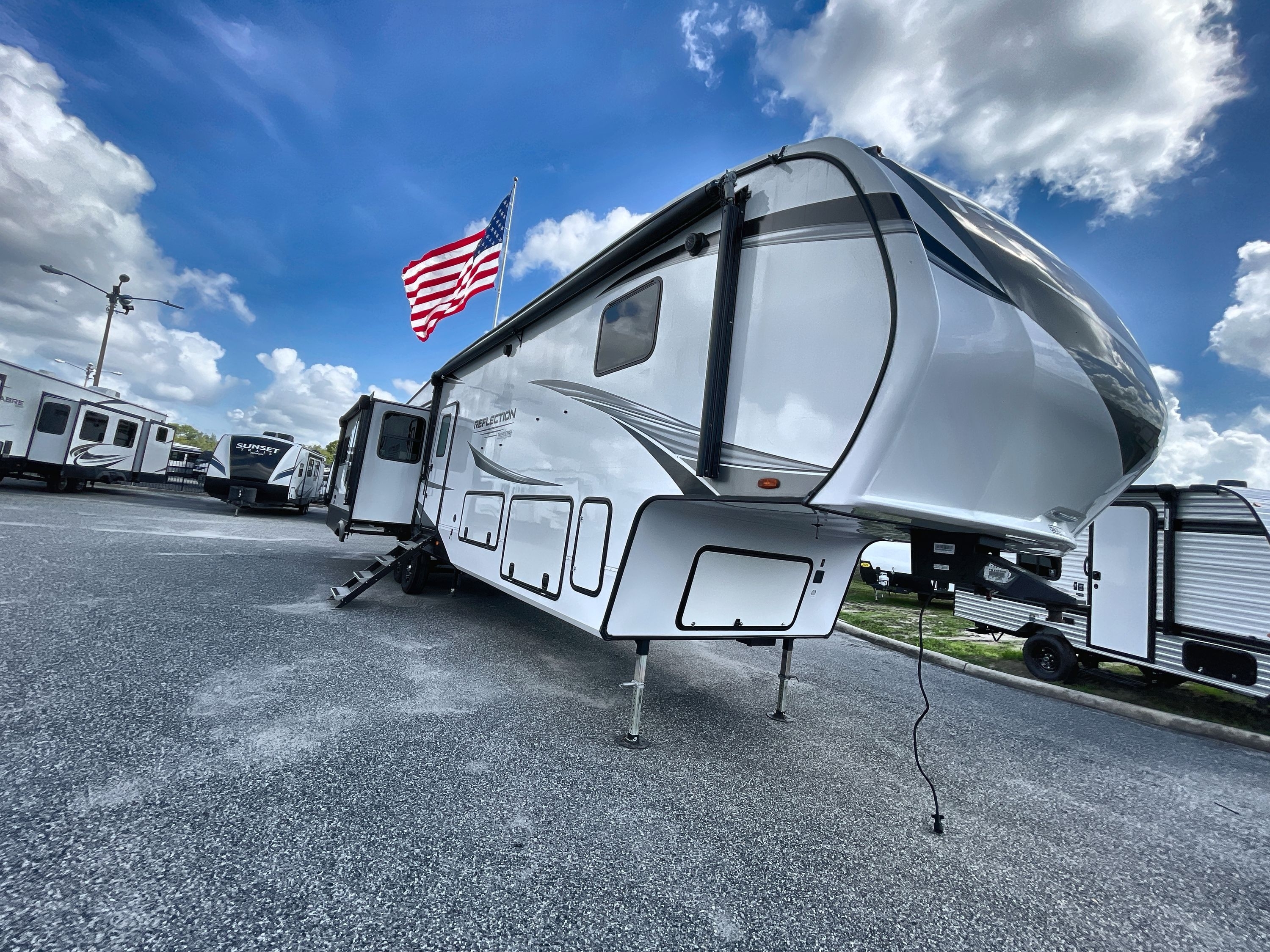 Used 2023 Grand Design Reflection 367BHS,323BHS Fifth Wheels for sale ...