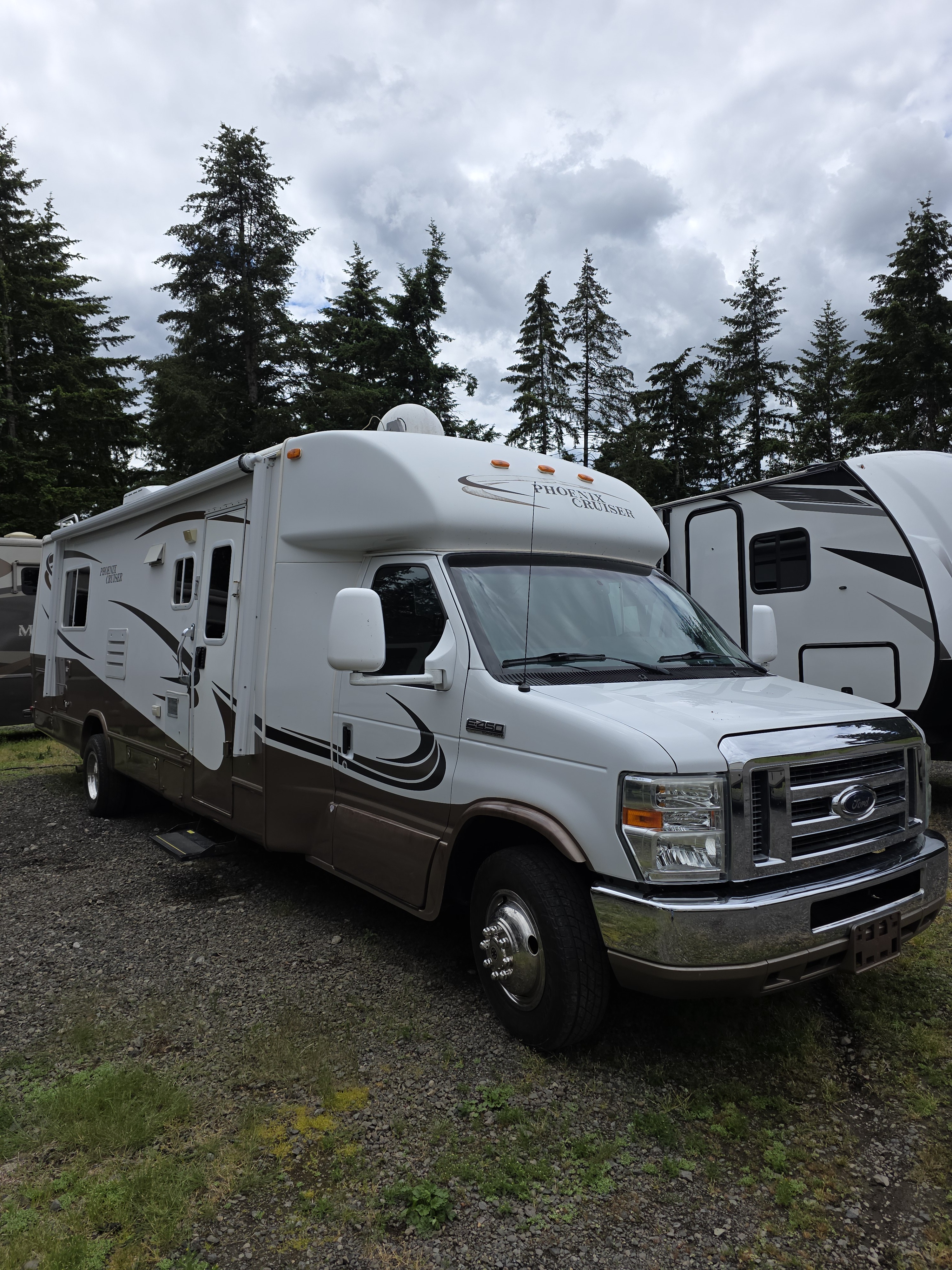 Phoenix Usa Phoenix Cruiser Class C RVs and Motorhomes for sale - RV Trader