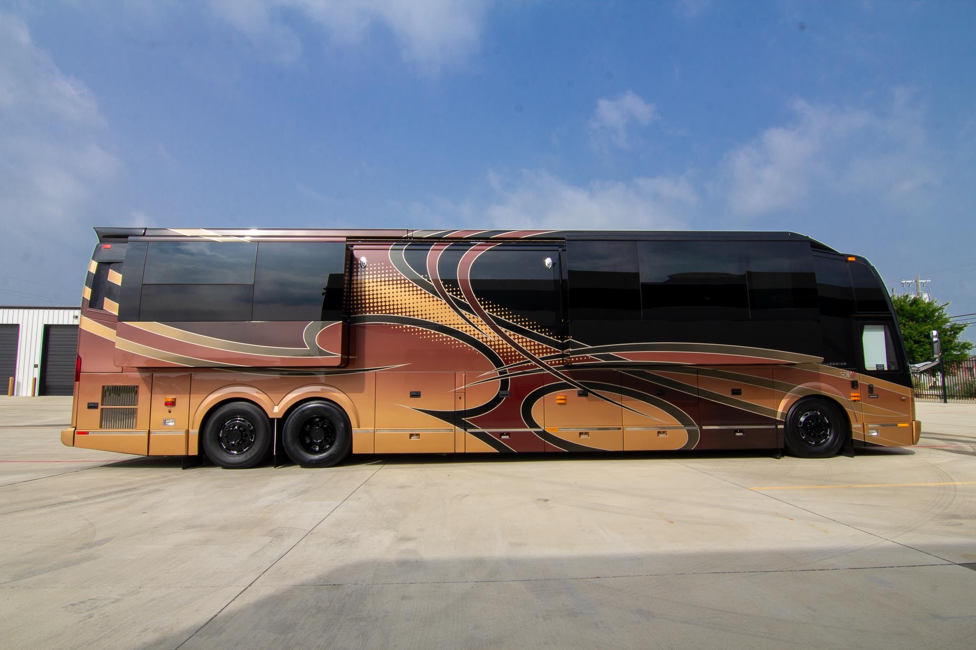H3-45 For Sale - Prevost RVs - RV Trader