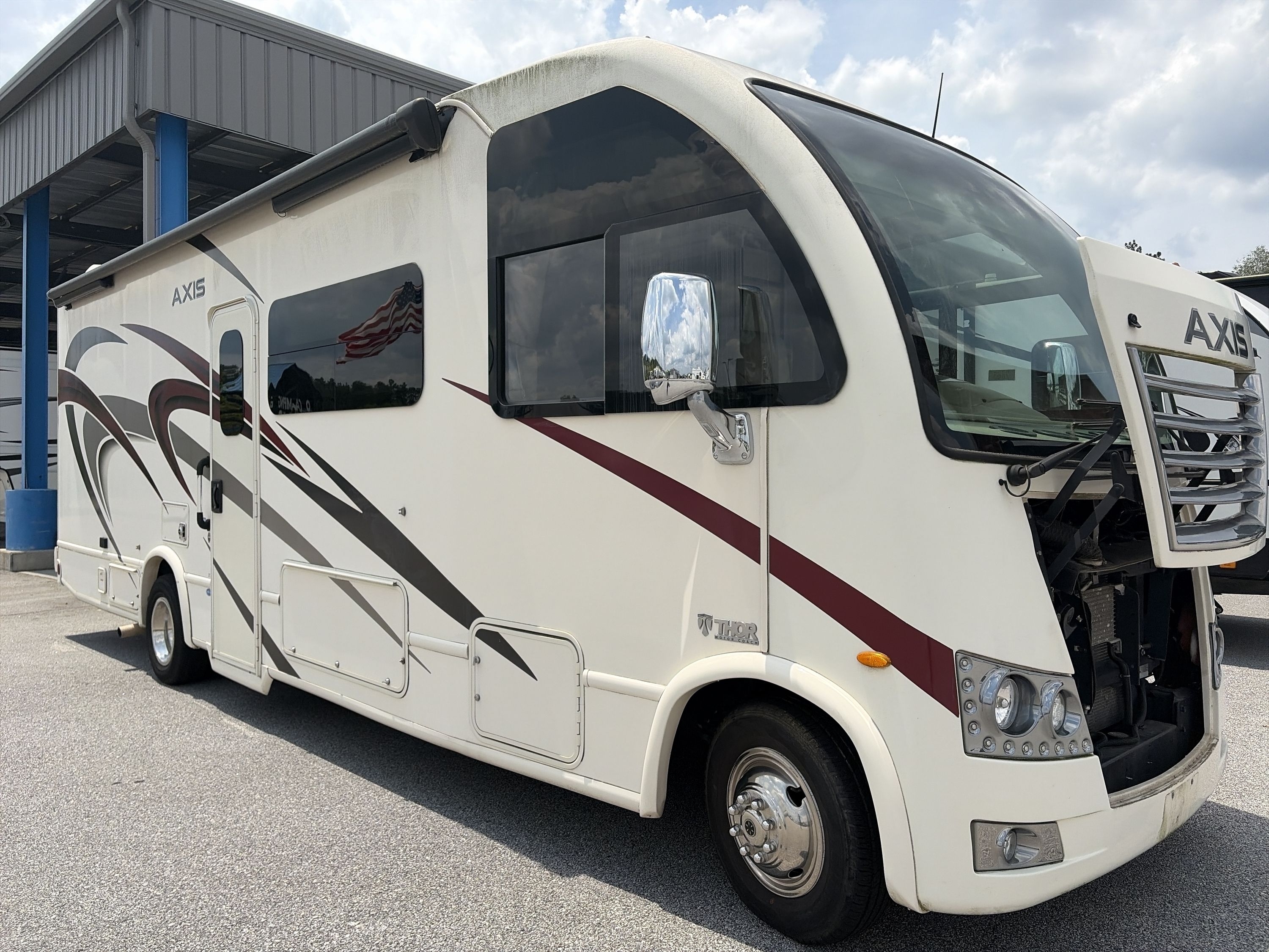 27.7 Axis For Sale - Thor Motor Coach RVs - RV Trader