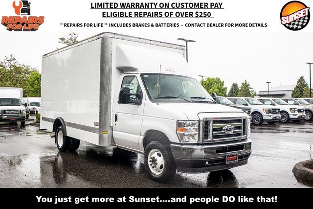 Ford E450,E550 Box Truck - Straight Truck For Sale - Commercial Truck ...