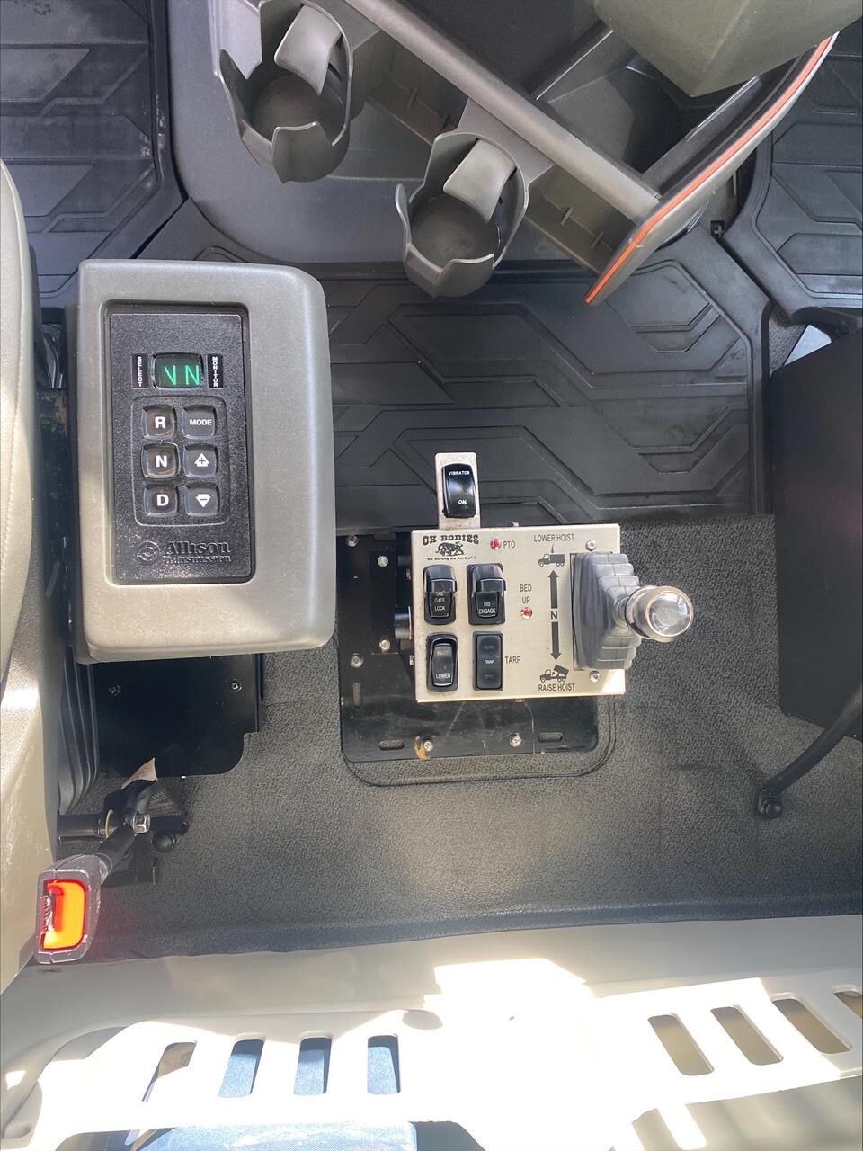 Used 2023 Volvo VHD84F300 For Sale in Tulsa, OK - 5039545189 ...