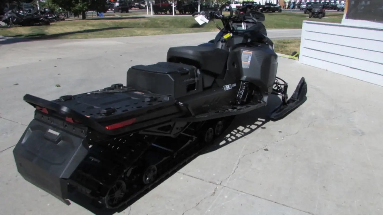 New 2026 Ski-Doo Expedition® Xtreme 850 E-Tec 154 Cobra Wt 1.8_Black ...
