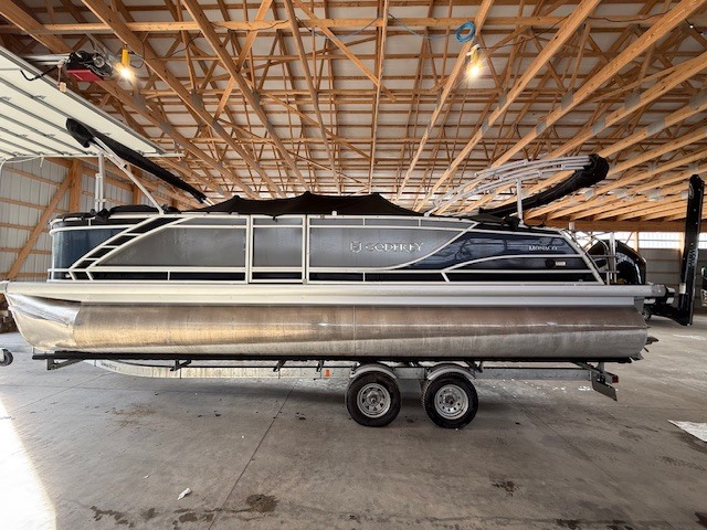 Pontoon Boats For Sale Near Middletown, Ohio - Boatmart