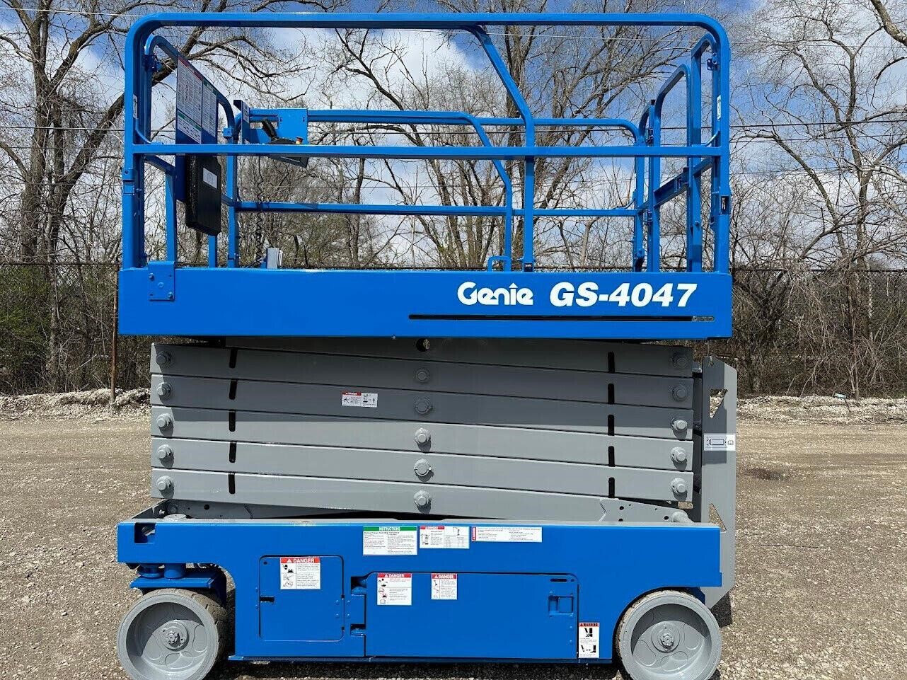 Genie Scissor Lifts Equipment listings For Sale Near Maple Grove ...