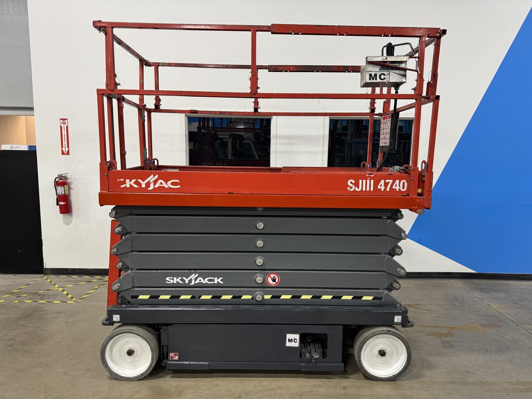 Used Scissor Lifts Equipment listings For Sale Near Tonka Bay ...