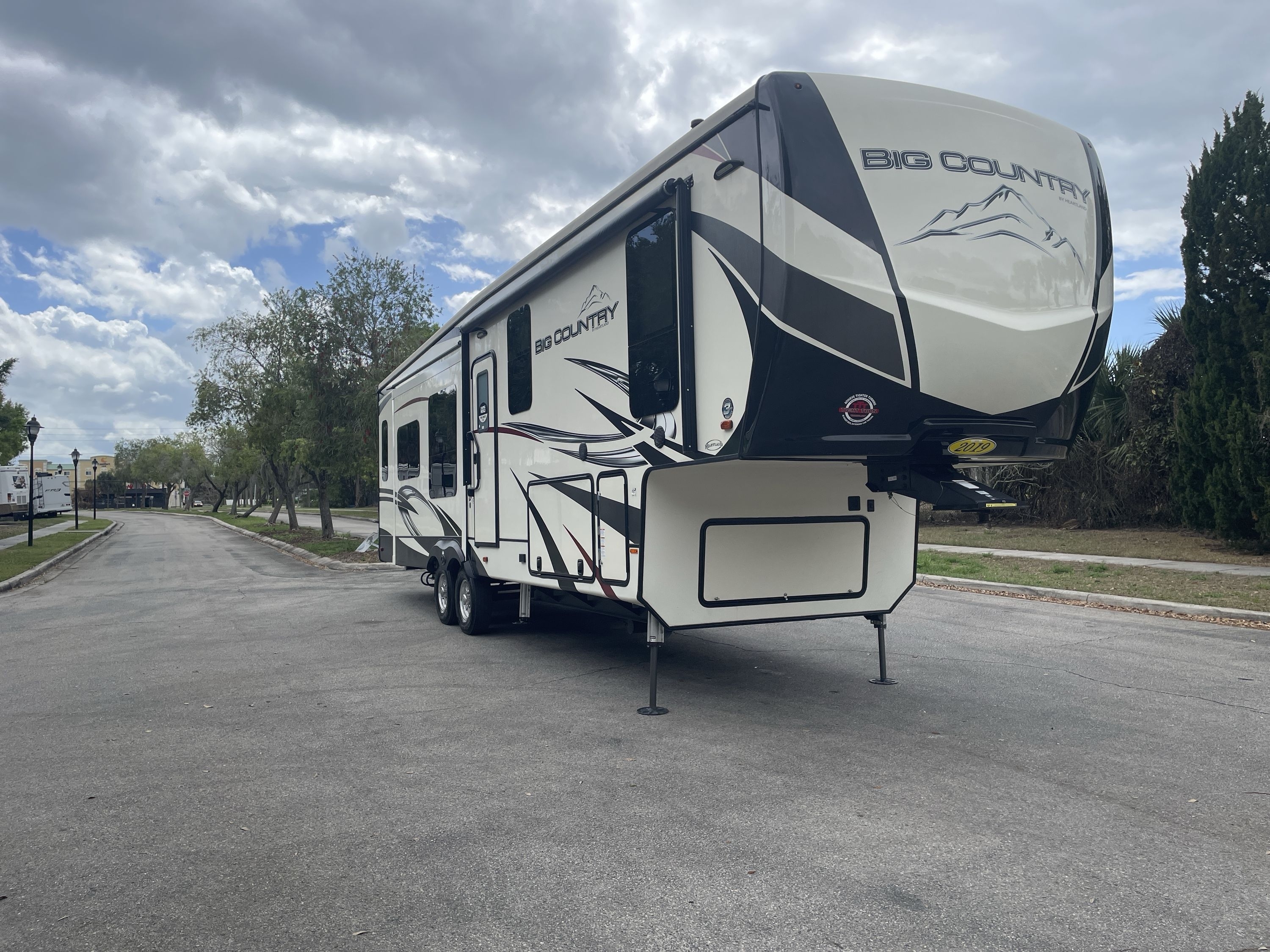 Used 2019 Heartland Big Country Fifth Wheels for sale - RV Trader